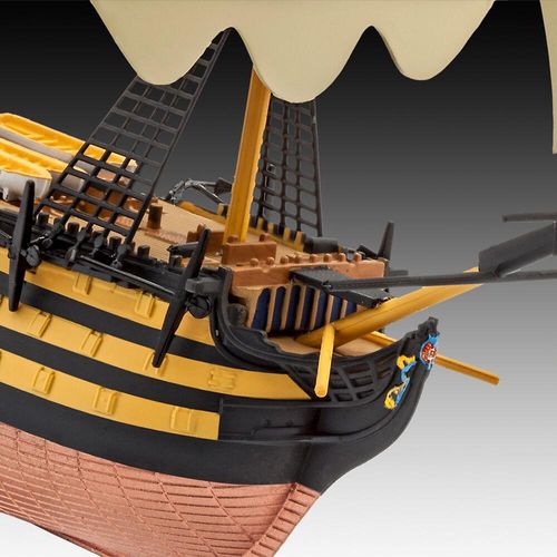 Revell HMS Victory Admiral Nelsons Flagship Model Kit Level 3 Scale 1/450