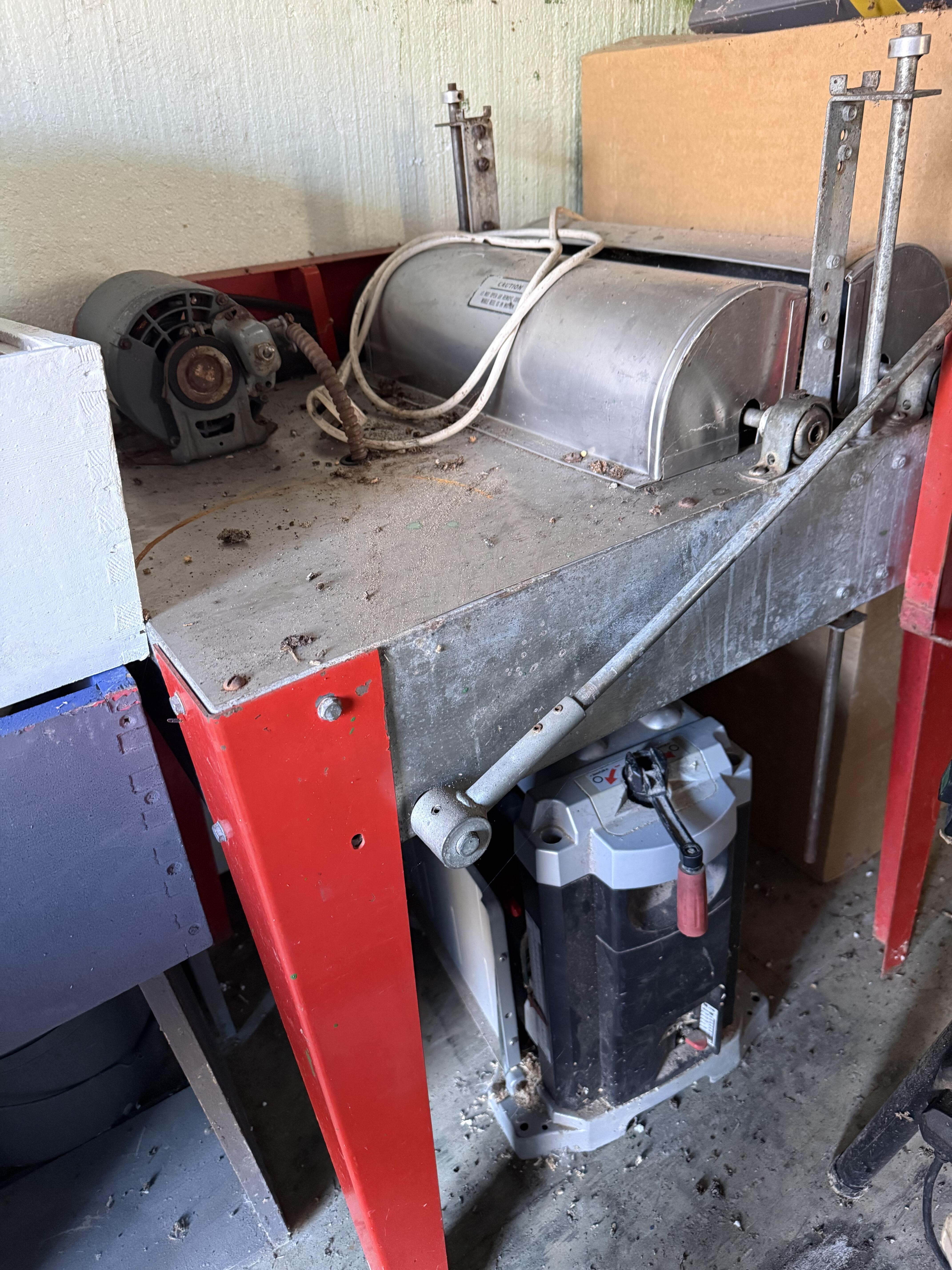 Maxant chain uncapper