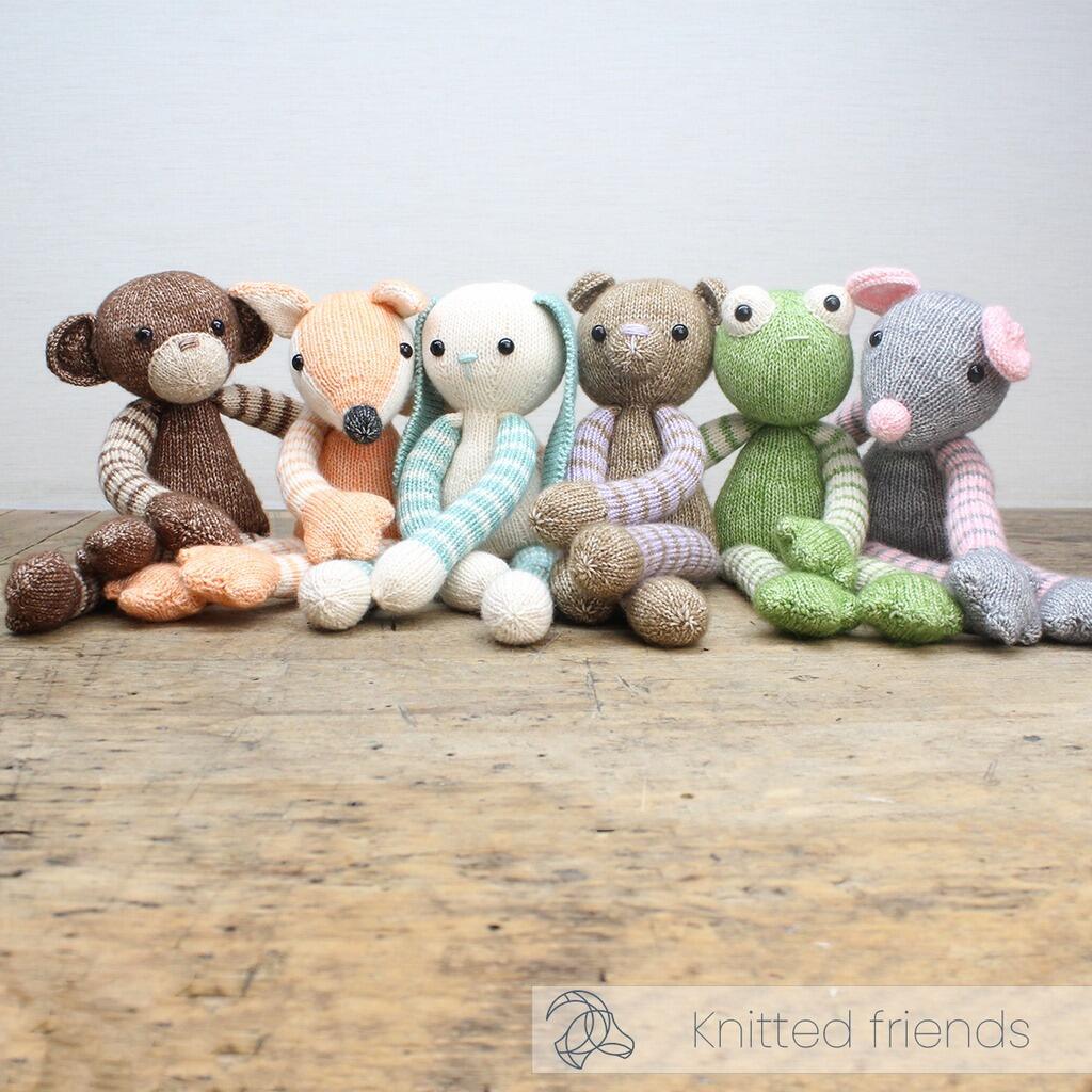 Hardicraft DIY Knitting Kit - Tess Bear