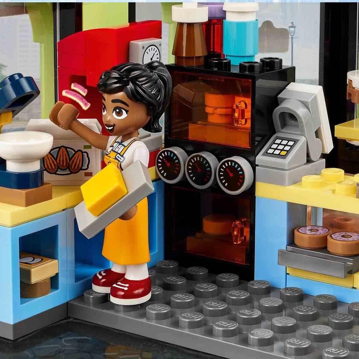 LEGO Friends Heartlake City Café Playset - 42618 | Top Pick Toys ...