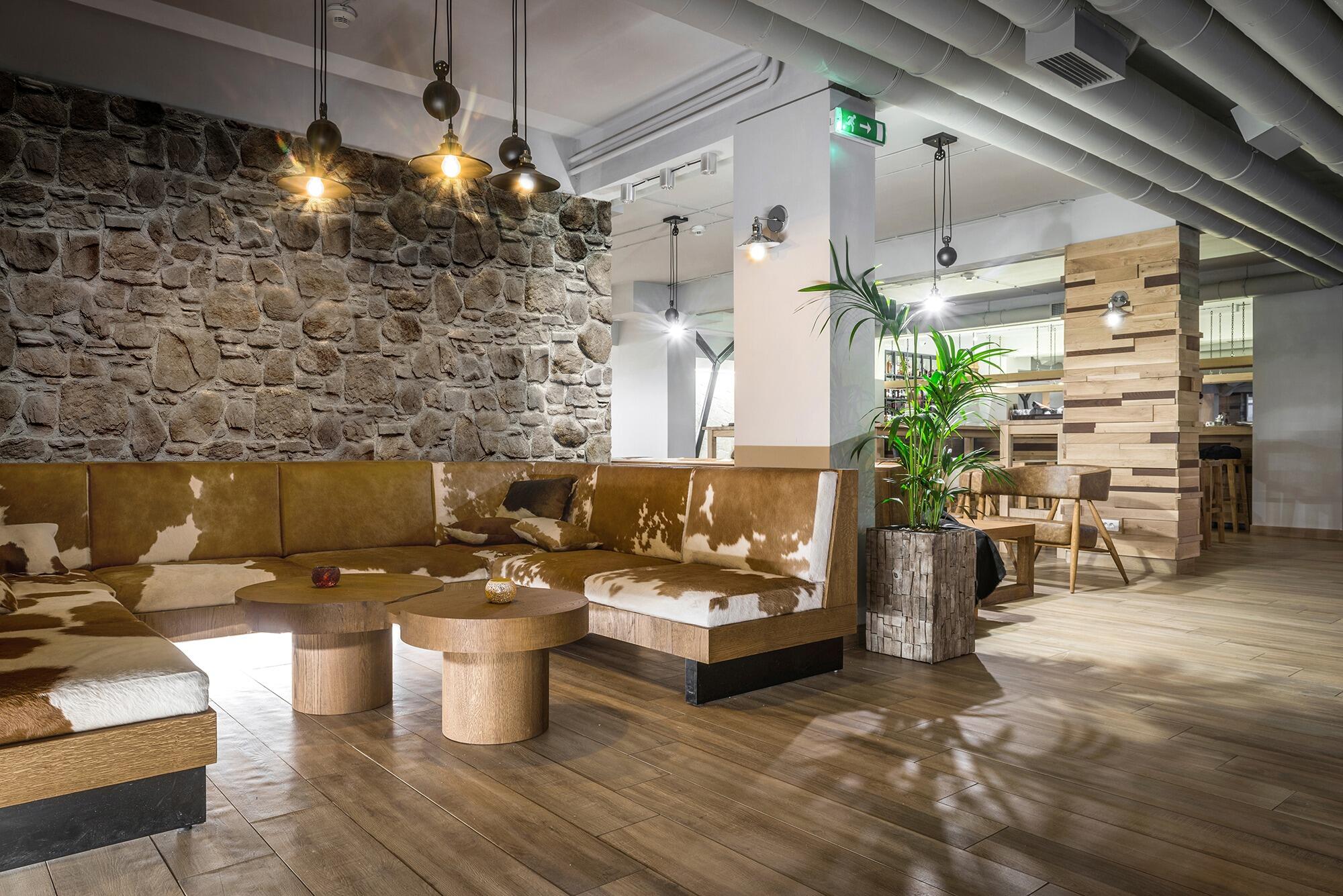 LUNA Marrón Stone Cladding – Deep Brown Textured Panels | Lancashire, UK