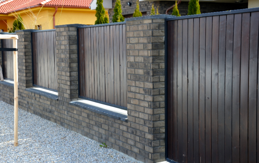 Country 618 Earth Grey Plus Brick Slips | Grey Brick Cladding UK