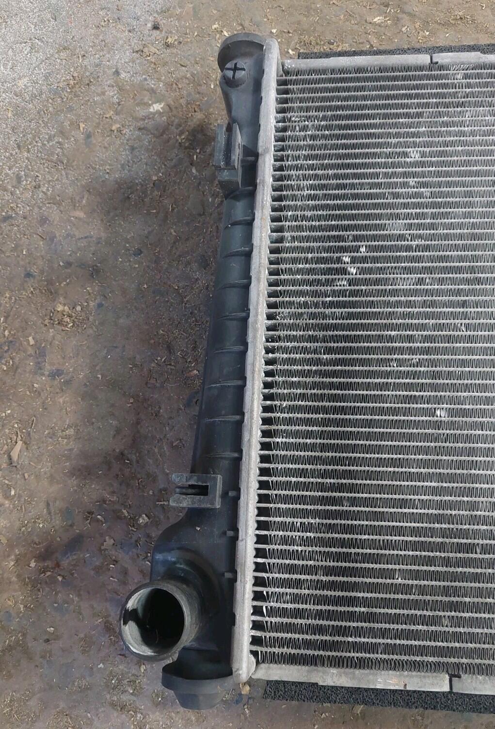 RADIATOR ENGINE WATER COOLANT Jaguar XKR 4.0 1996-2002