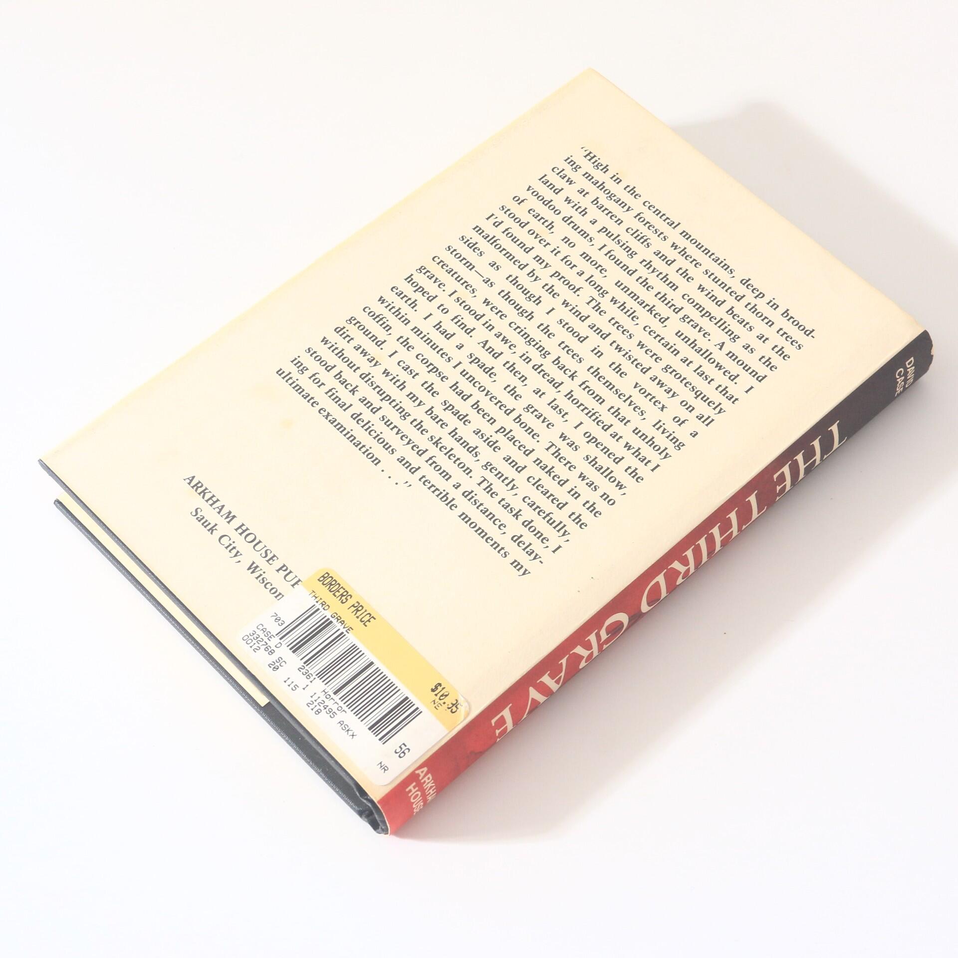 David Case - The Third Grave - Arkham House, 1981, First Edition. [12930]