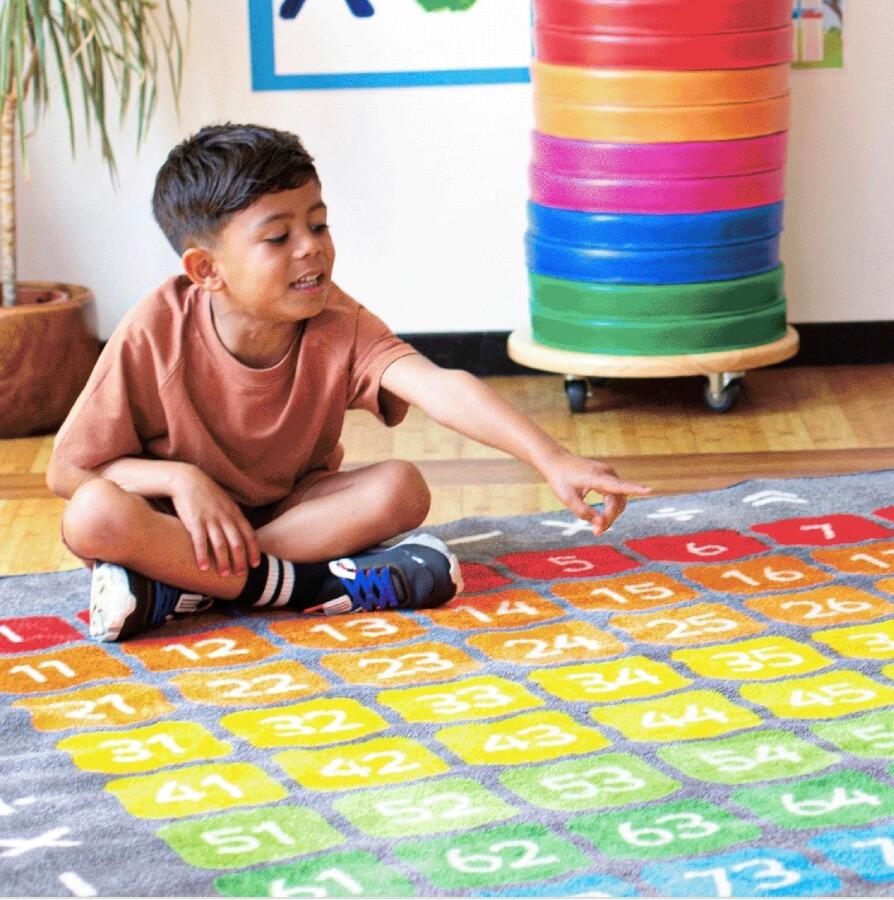 100 Square Counting Grid Carpet