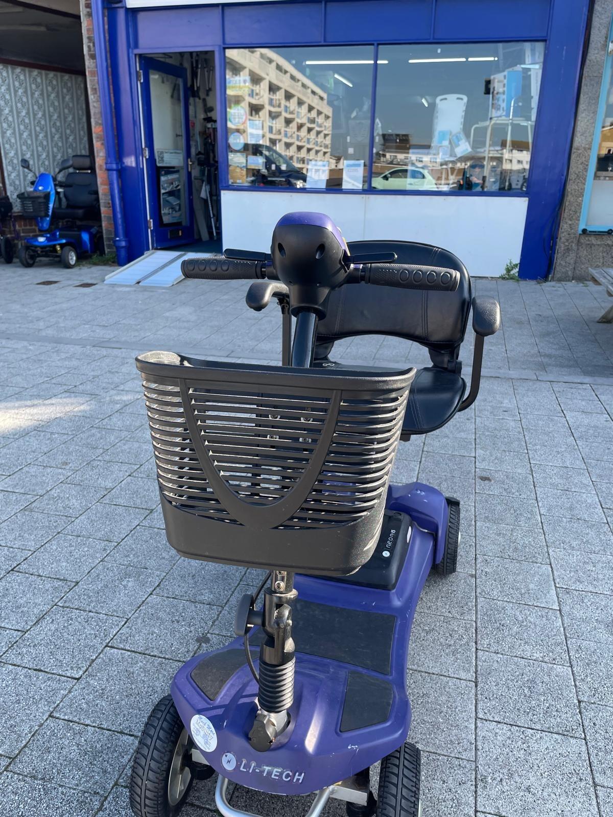 Li-Tech Marathon – Long-Range Lightweight Lithium Scooter