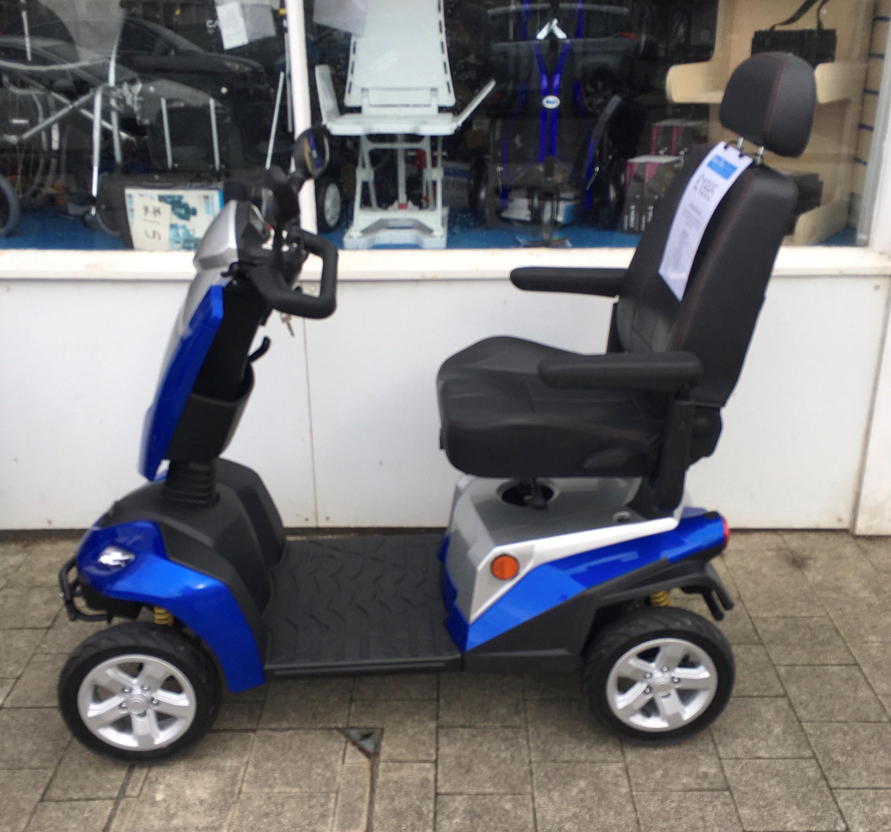 Used Kymco Maxer 8mph Heavy Duty Mobility Scooter (SOLD!)