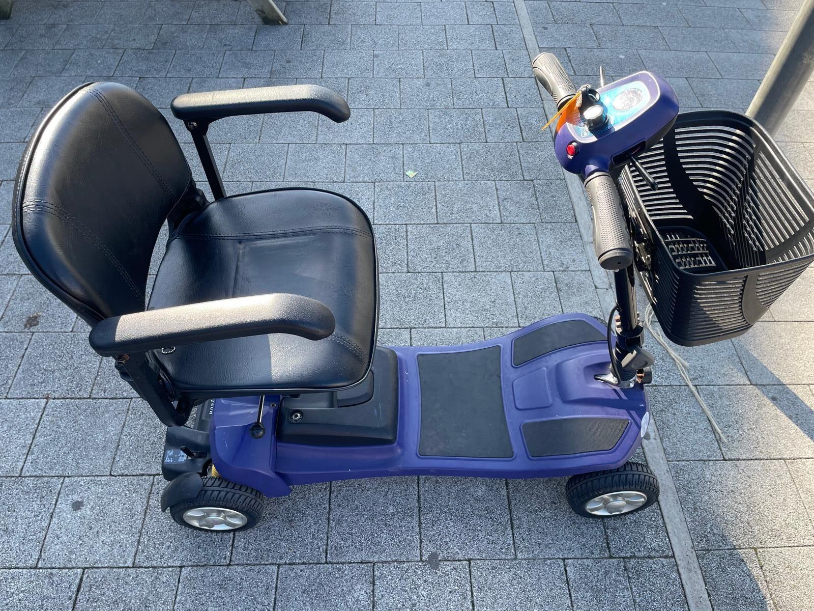 Li-Tech Marathon – Long-Range Lightweight Lithium Scooter