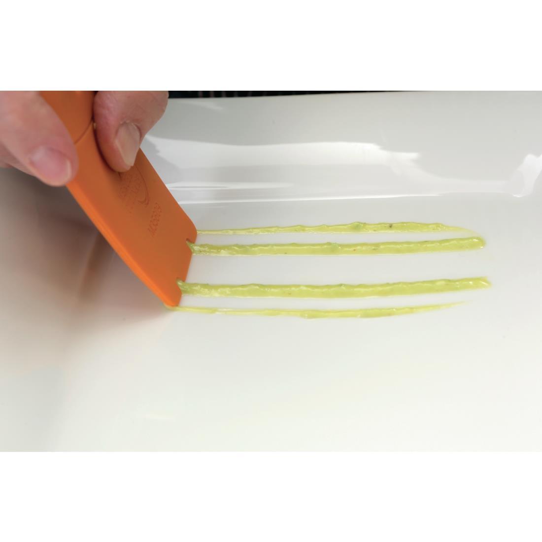 CT742 - Mercer Culinary Horseshoe Arch Silicone Plating Wedge 4mm - CT742