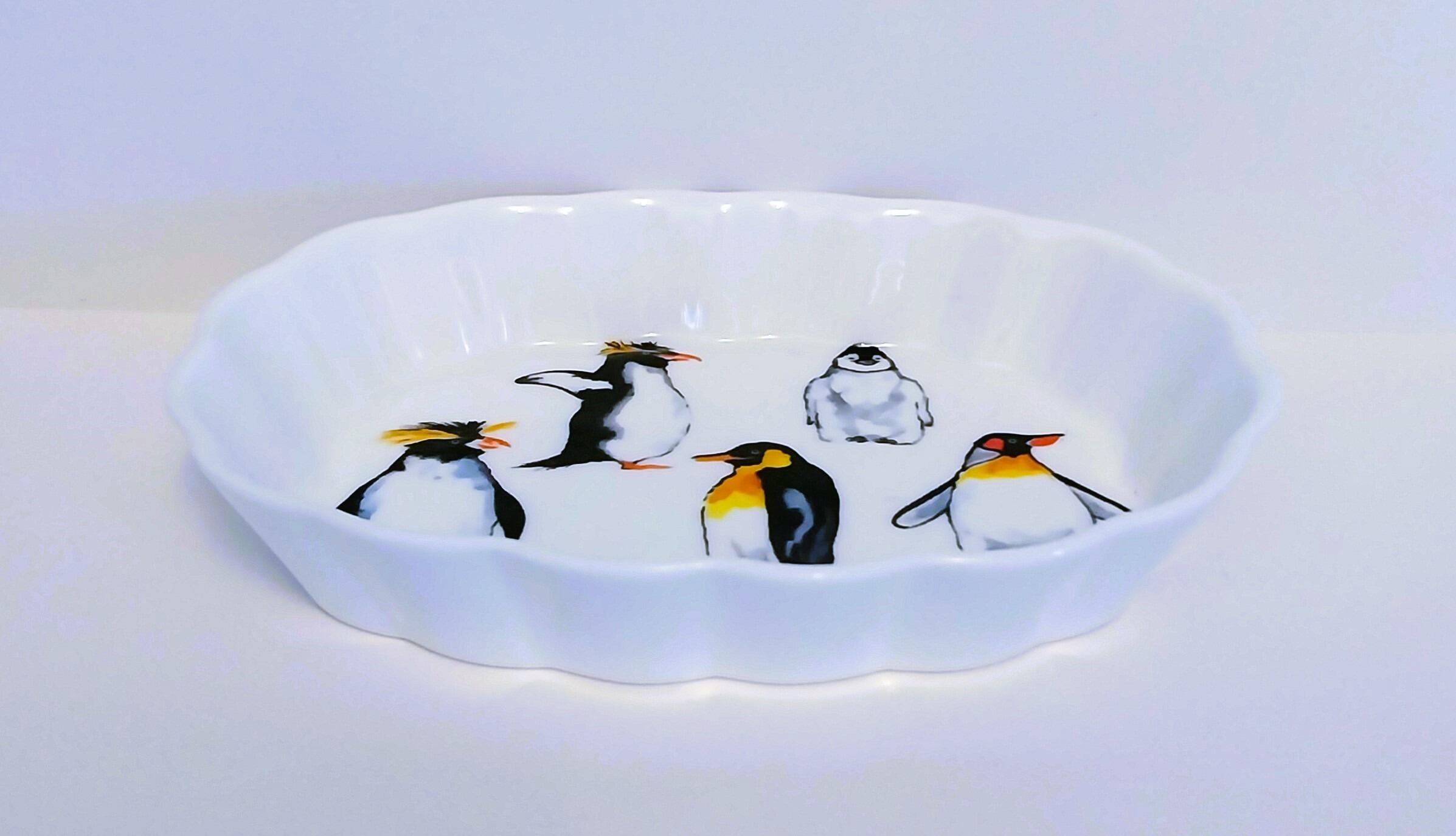 Penguins dish
