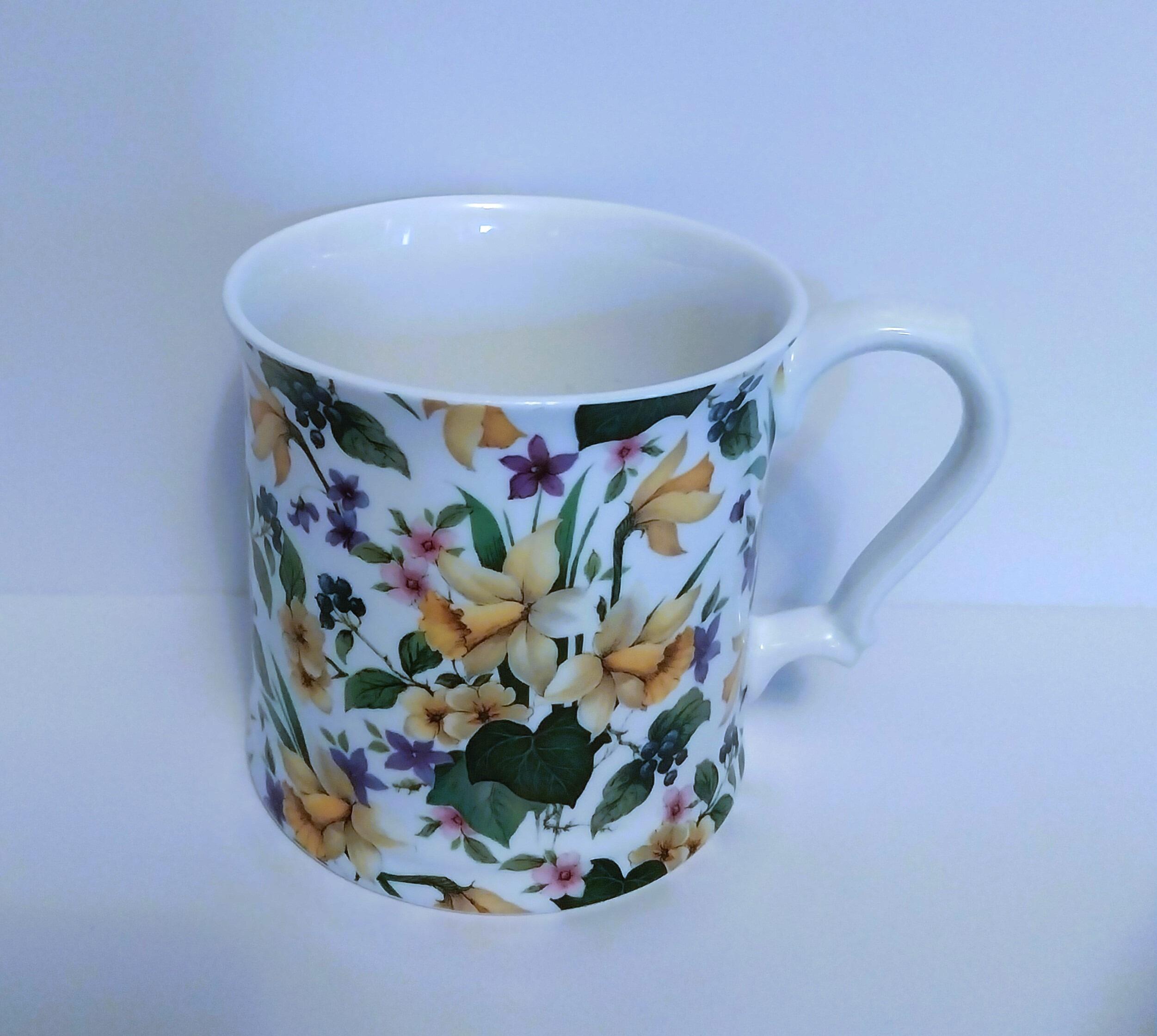 Daffodils large mug
