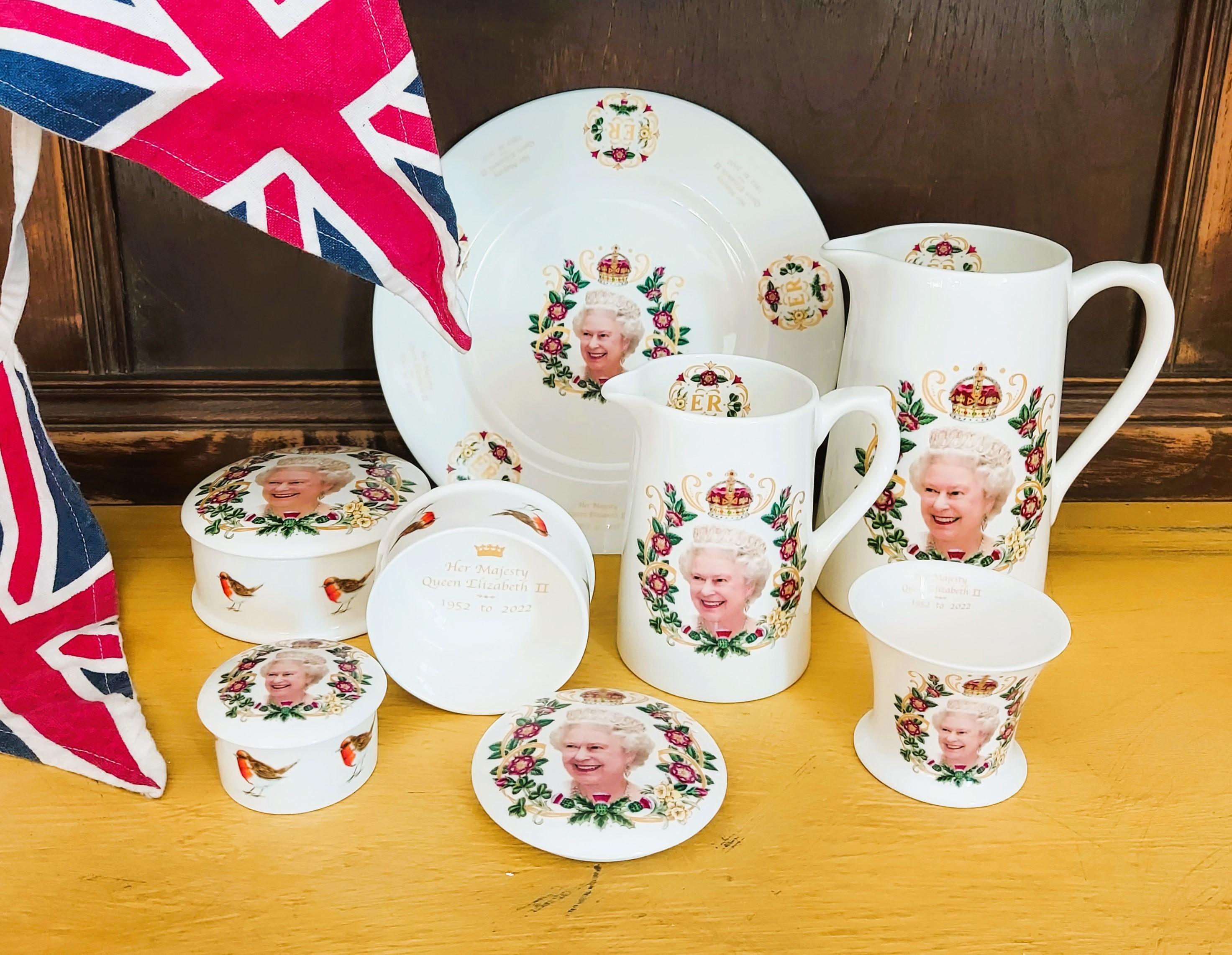 Queen Elizabeth II commemorative range