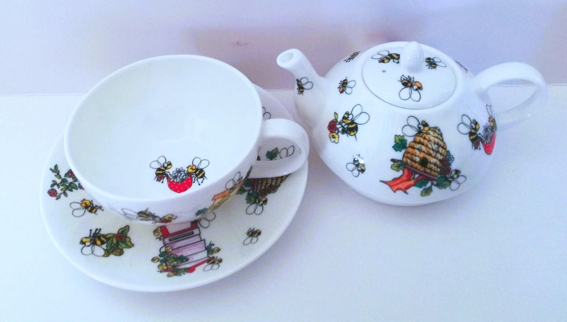 Bee's Tea for One set