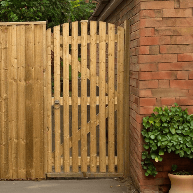 Orchard Curved Top Garden Gate - Fencing Essentials