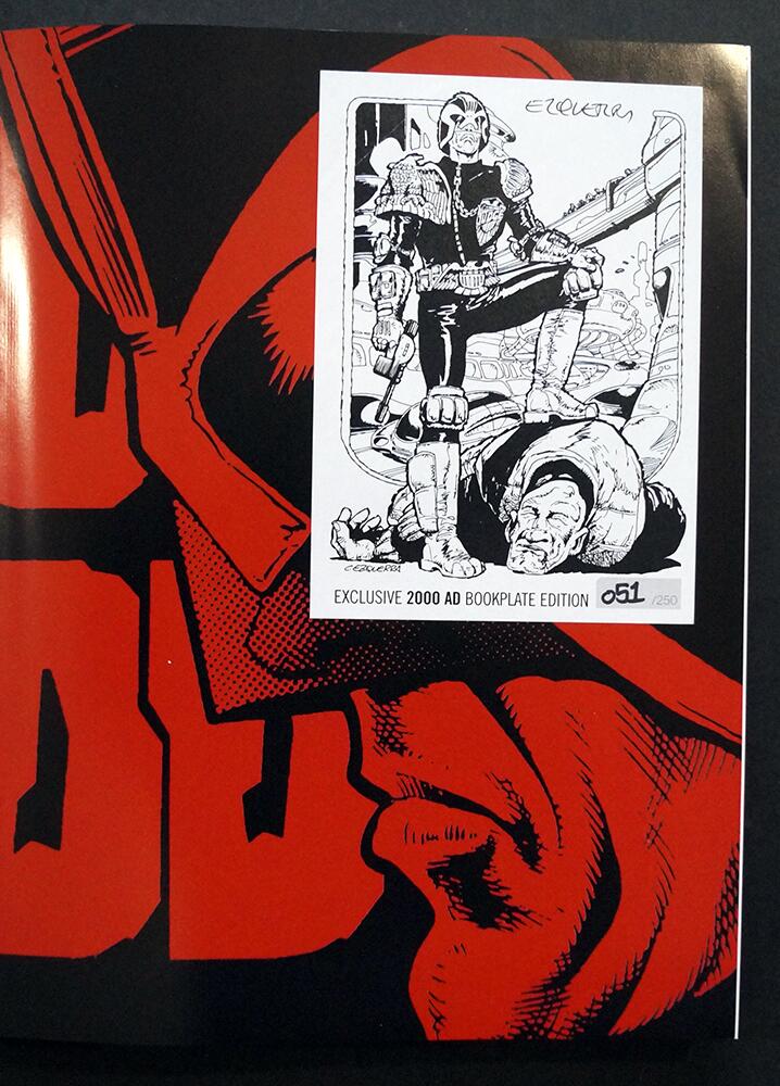 Judge Dredd: The Complete Case Files 01 by John Wagner, Pat Mills ...