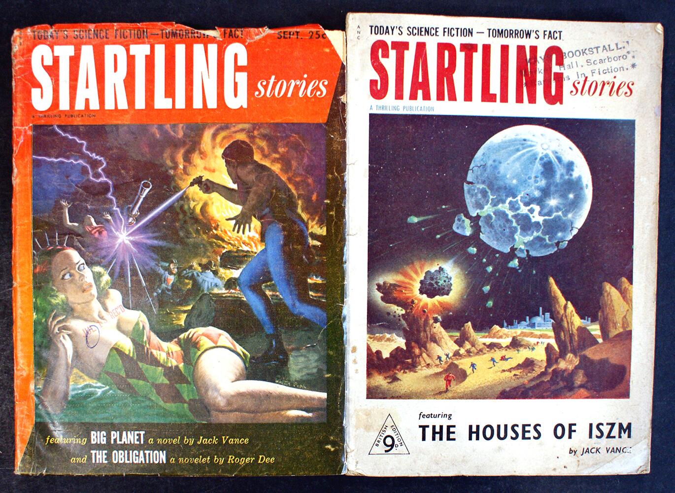 Startling Stories Bundle (2 issues) by Jack Vance, Roger Dee, Robert F ...