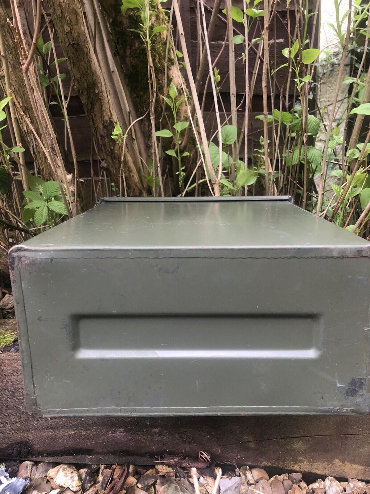 Army Surplus Ammo Boxes, Metal Tool Box, Storage Box 33 x 28 x 14cm ...