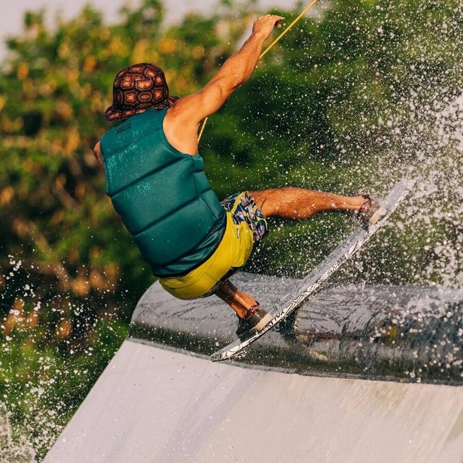 Wake Skates, Wake Skate Boards, Wakeskates, Liquid Force, Ronix, Jobe
