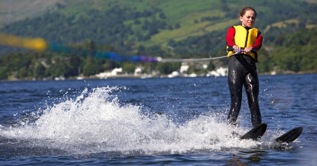 5 Of The Best Inland Lakes For Water Skiing In The UK