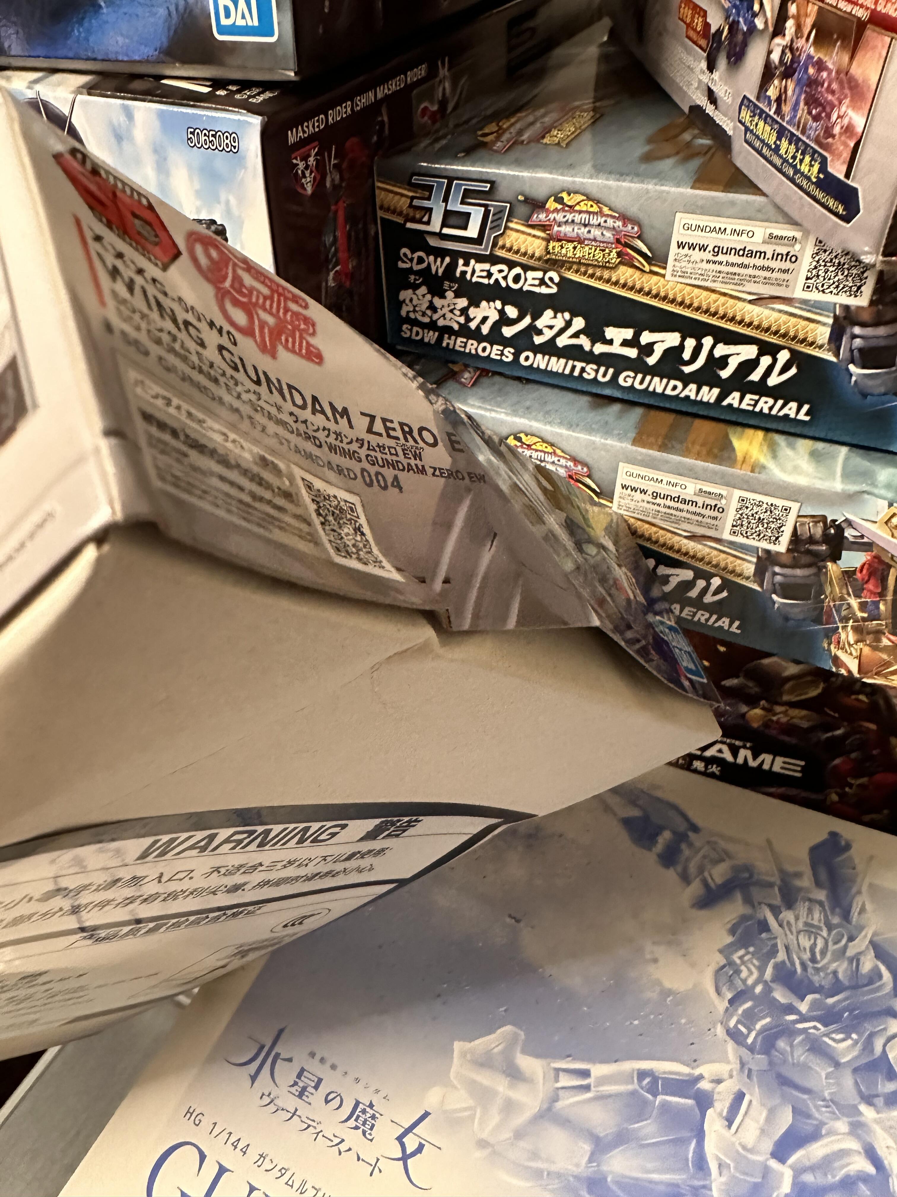 [Box Damaged] SD Gundam EX-Standard Wing Gundam Zero EW