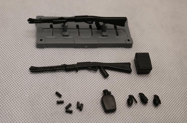 Yamada 1/12 Miniature Weapon (Set of 4)