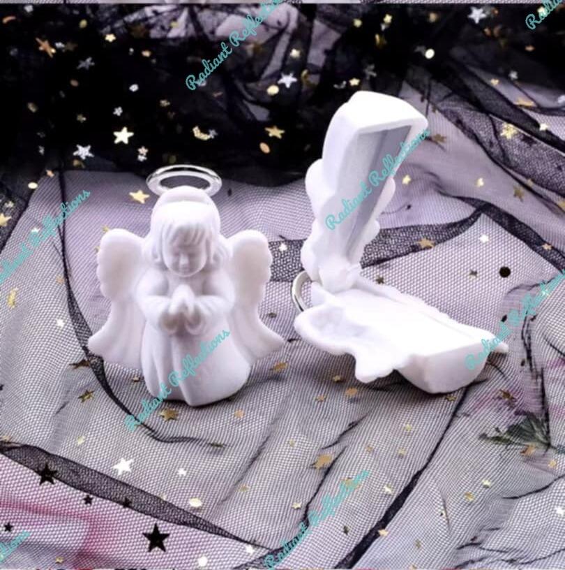 Velvet Angel Ring/Charm Box