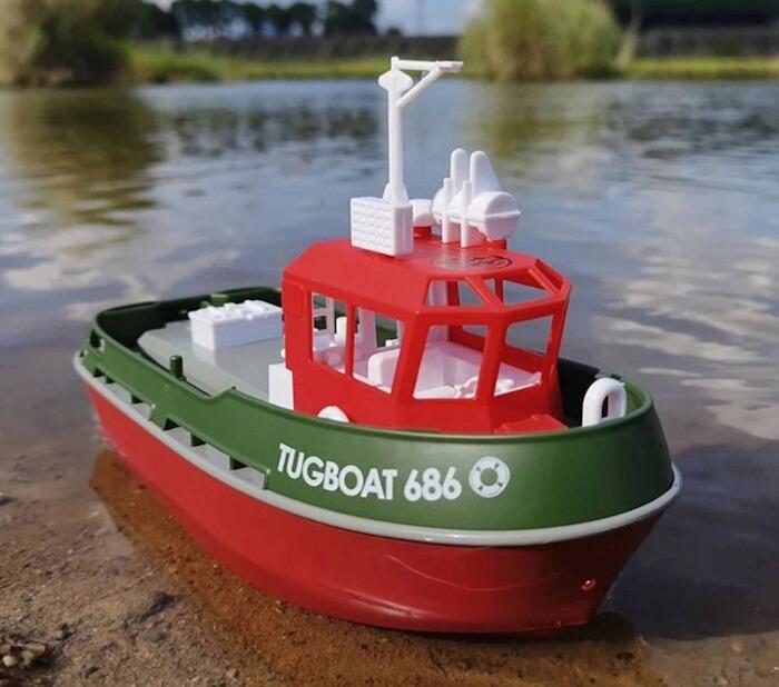 Mini Tugboat 1:72 Scale Green 230mm Ready to Run