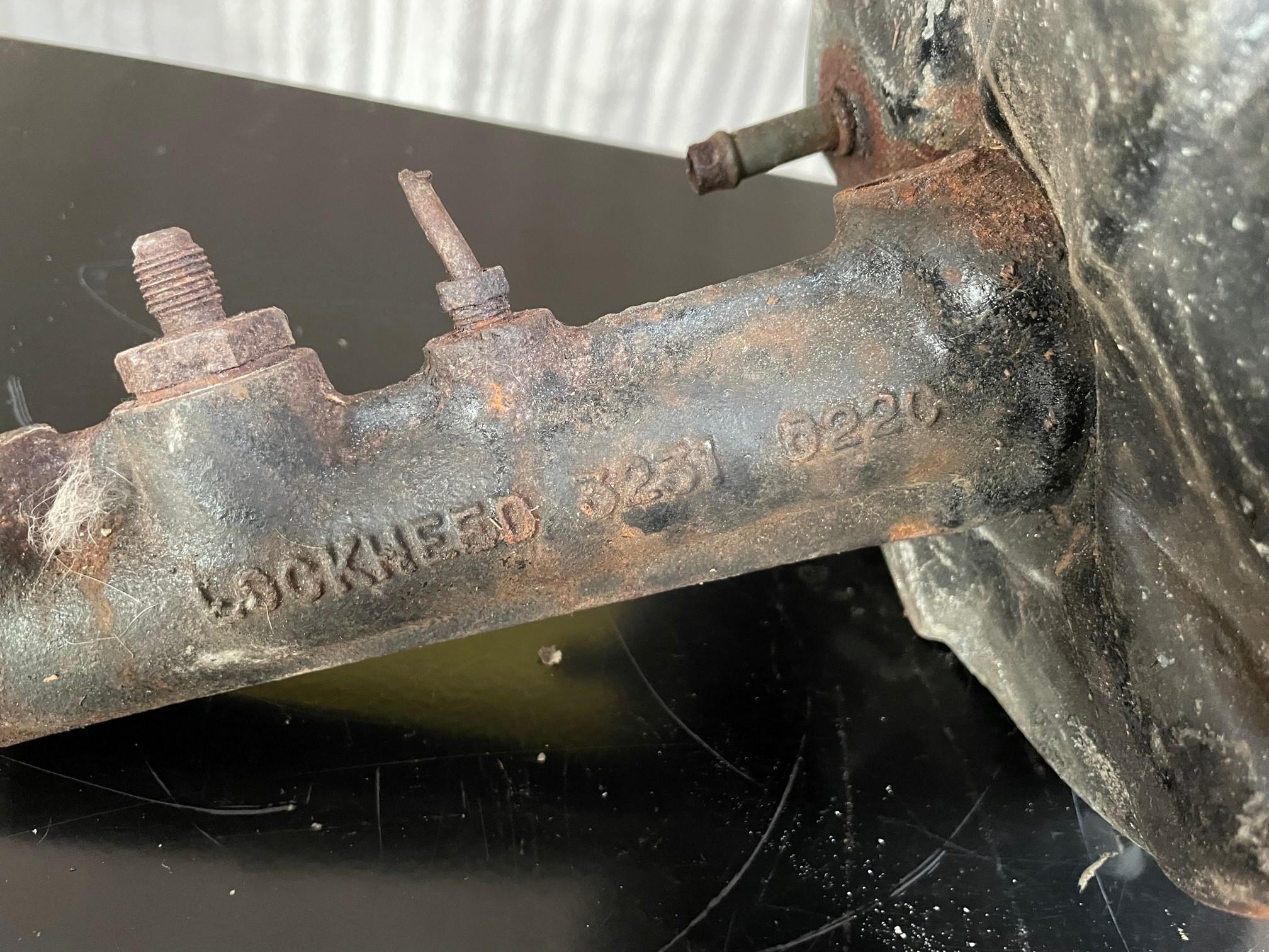 C26024 ORIGINAL LOCKHEED E-TYPE S1 & S2 4.2 BRAKE SERVO ASSEMBLY (1)