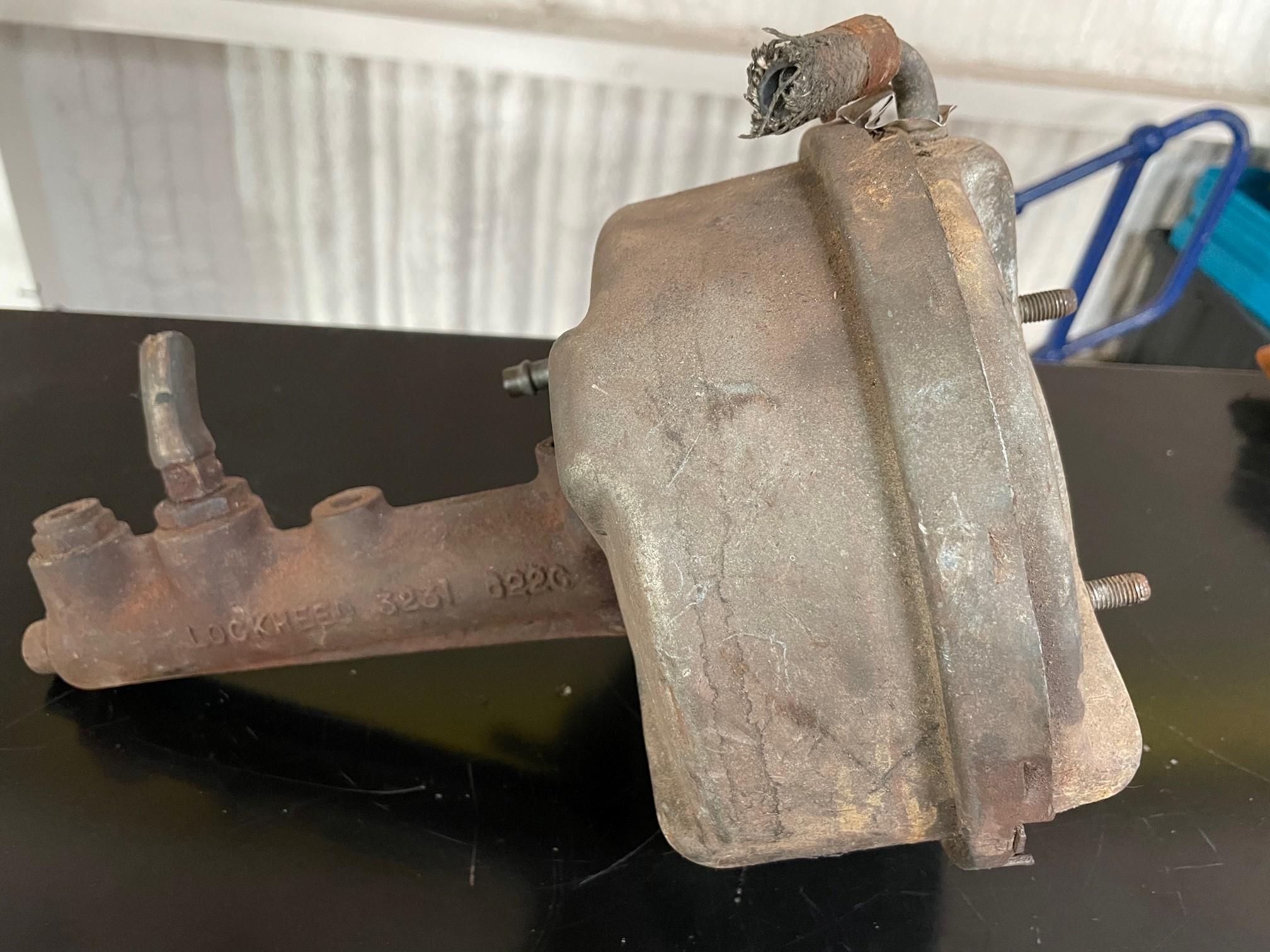 C26024 ORIGINAL LOCKHEED E-TYPE S1 & S2 4.2 BRAKE SERVO ASSEMBLY (5)