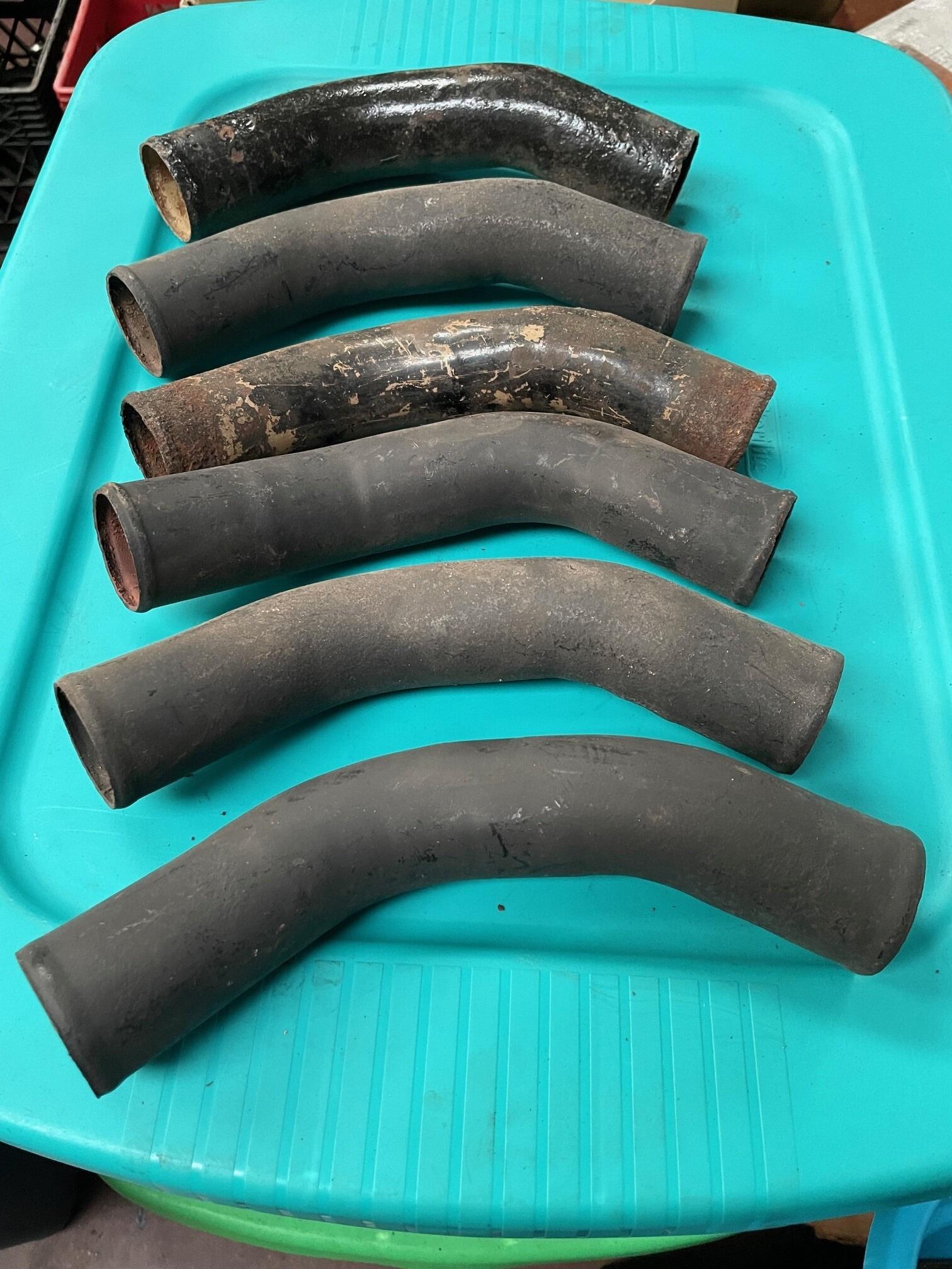 ORIGINAL E-TYPE S1 4.2 BOTTOM METAL RADIATOR PIPE C25074