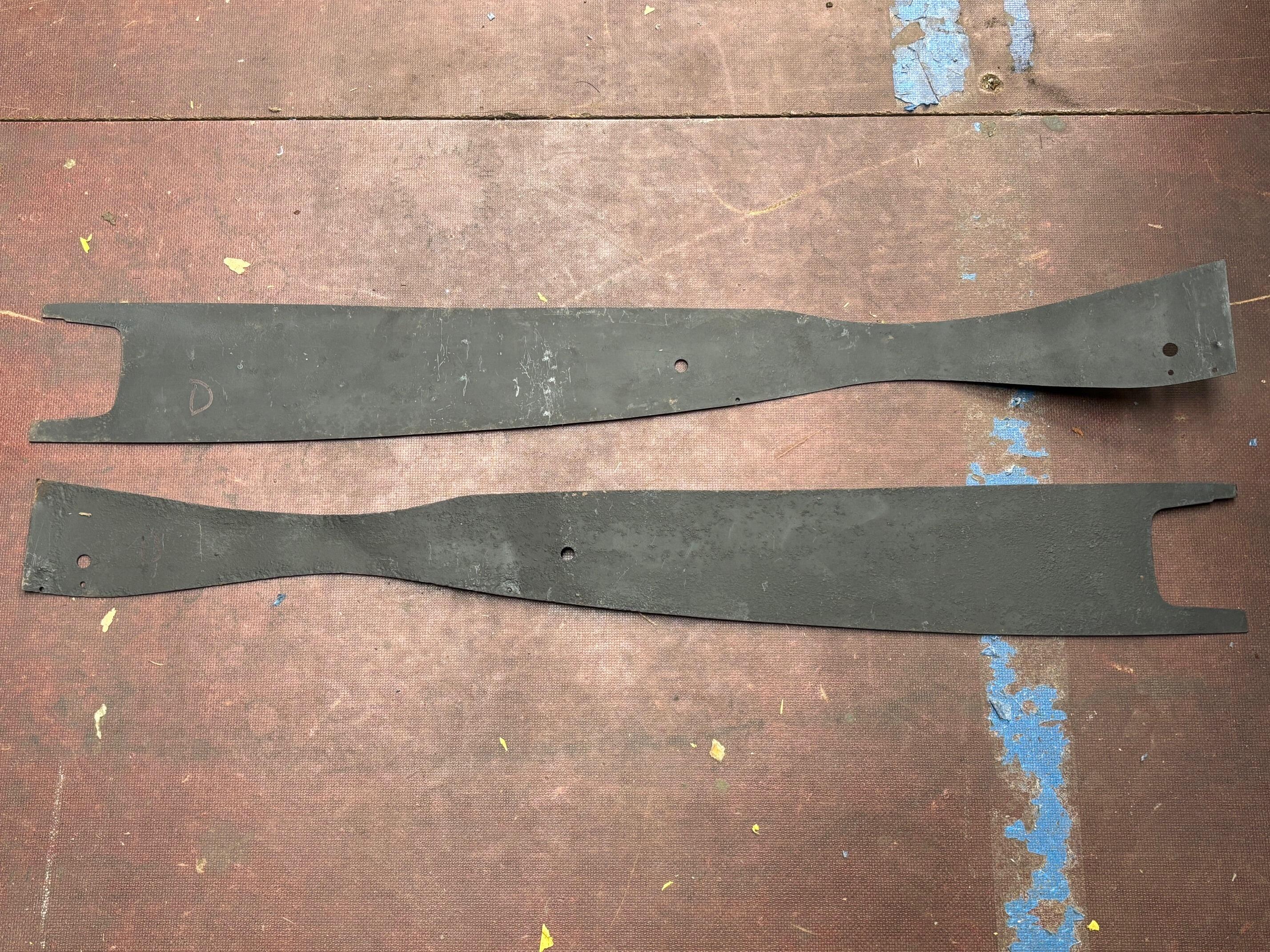 ORIGINAL E-TYPE SET METAL TRIM PANEL ASSEMBLY (INTERIOR LIGHT COVER ...