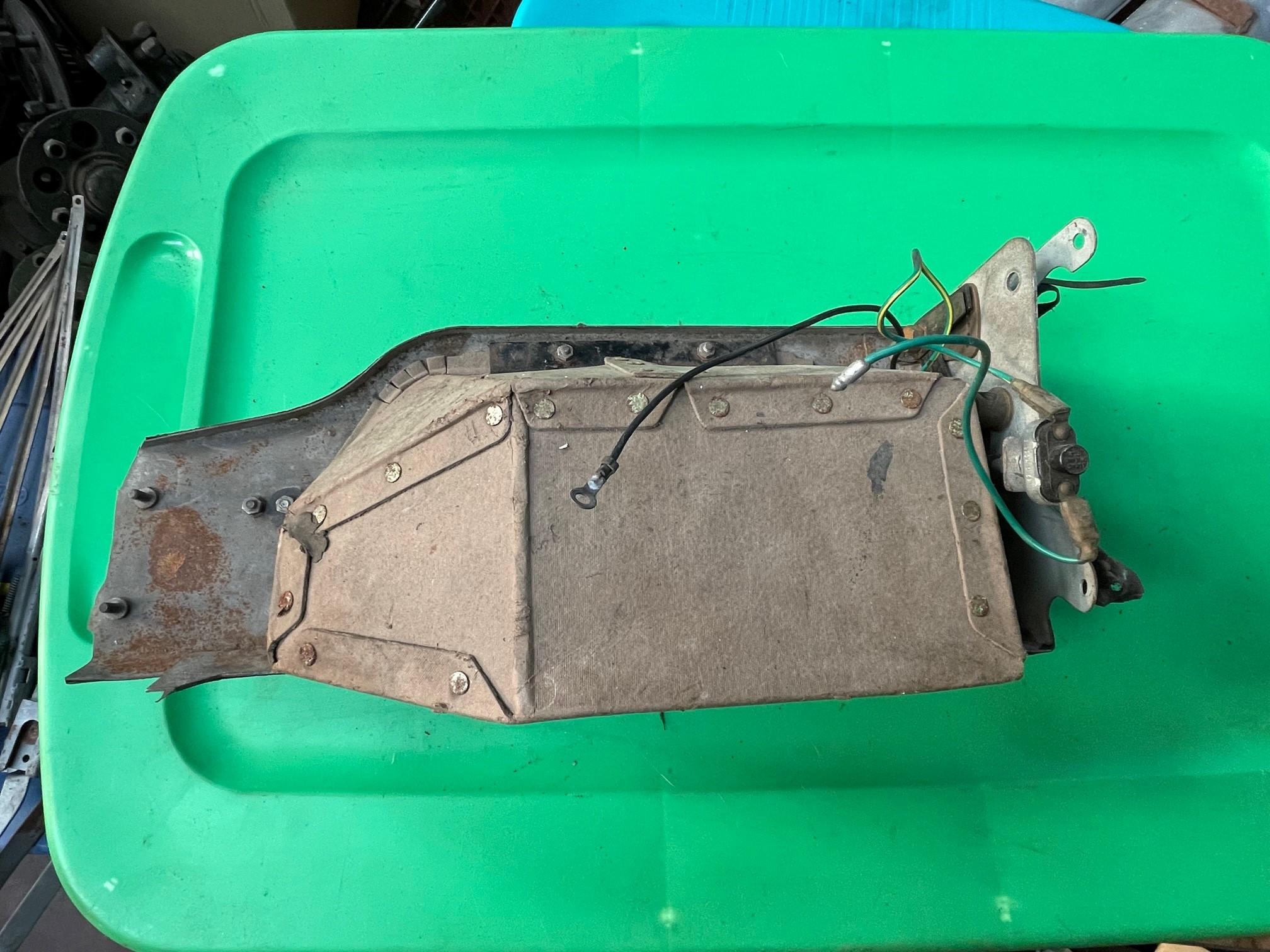 ORIGINAL E-TYPE S2 & S3 LHD DASH CUBBY BOX COMPLETE BD37573 BD28266 (A)