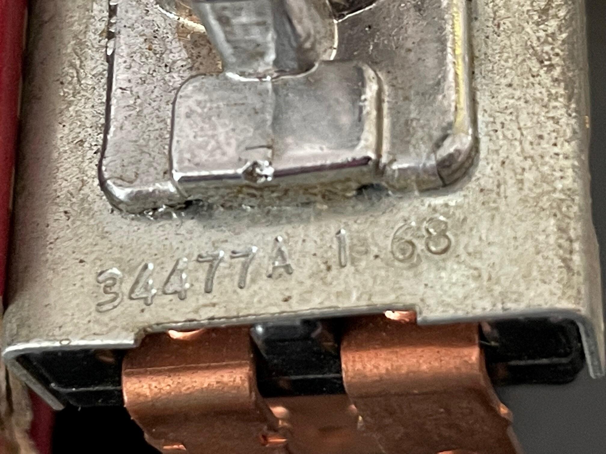 LUCAS 34477 HEADLAMP LIGHT SWITCH DATED 1/68 - NOS