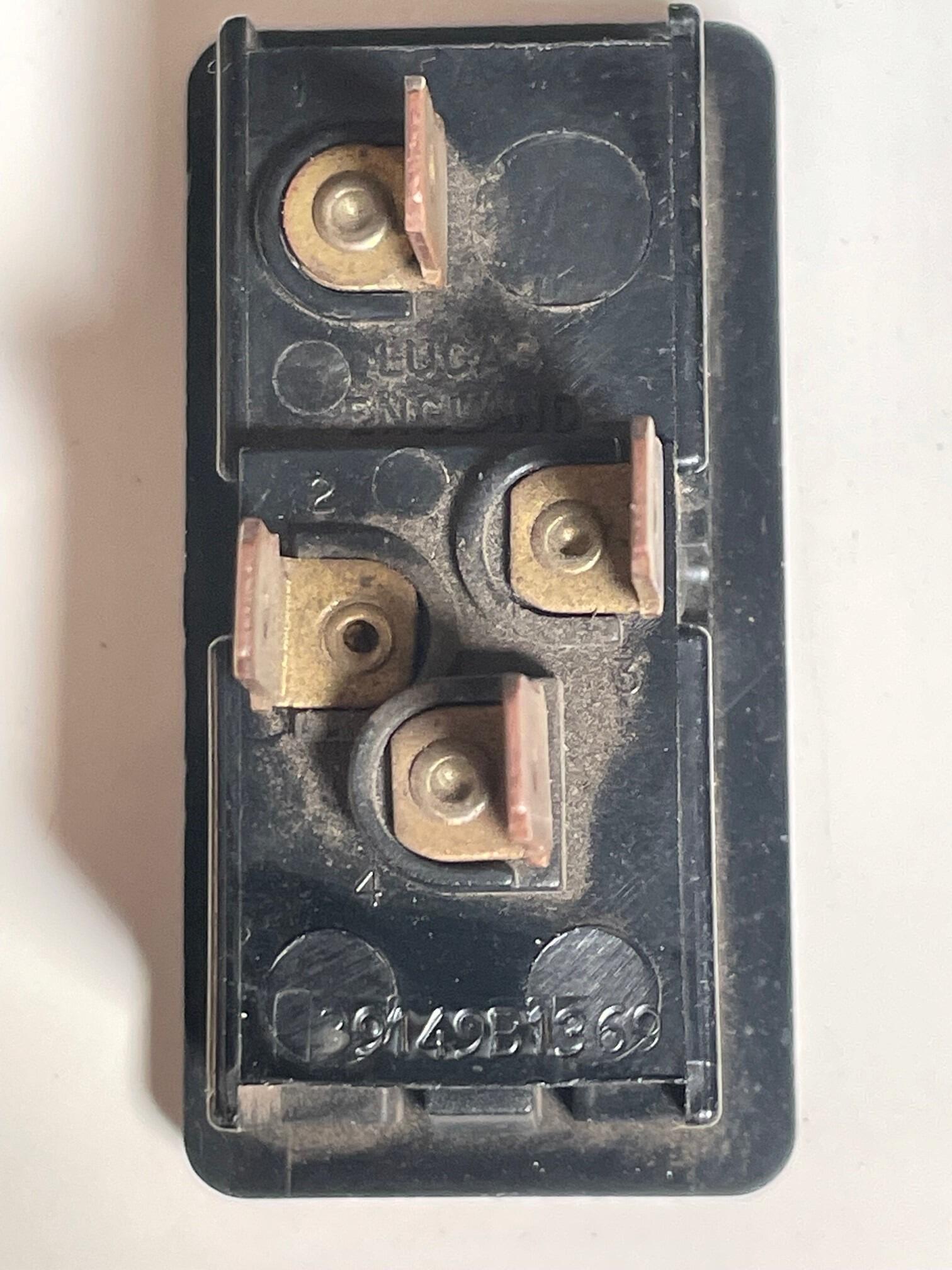 ORIGINAL LUCAS 39212 4/69 MGB 1967 - 1976 BRAKE CHECK LIGHT SWITCH