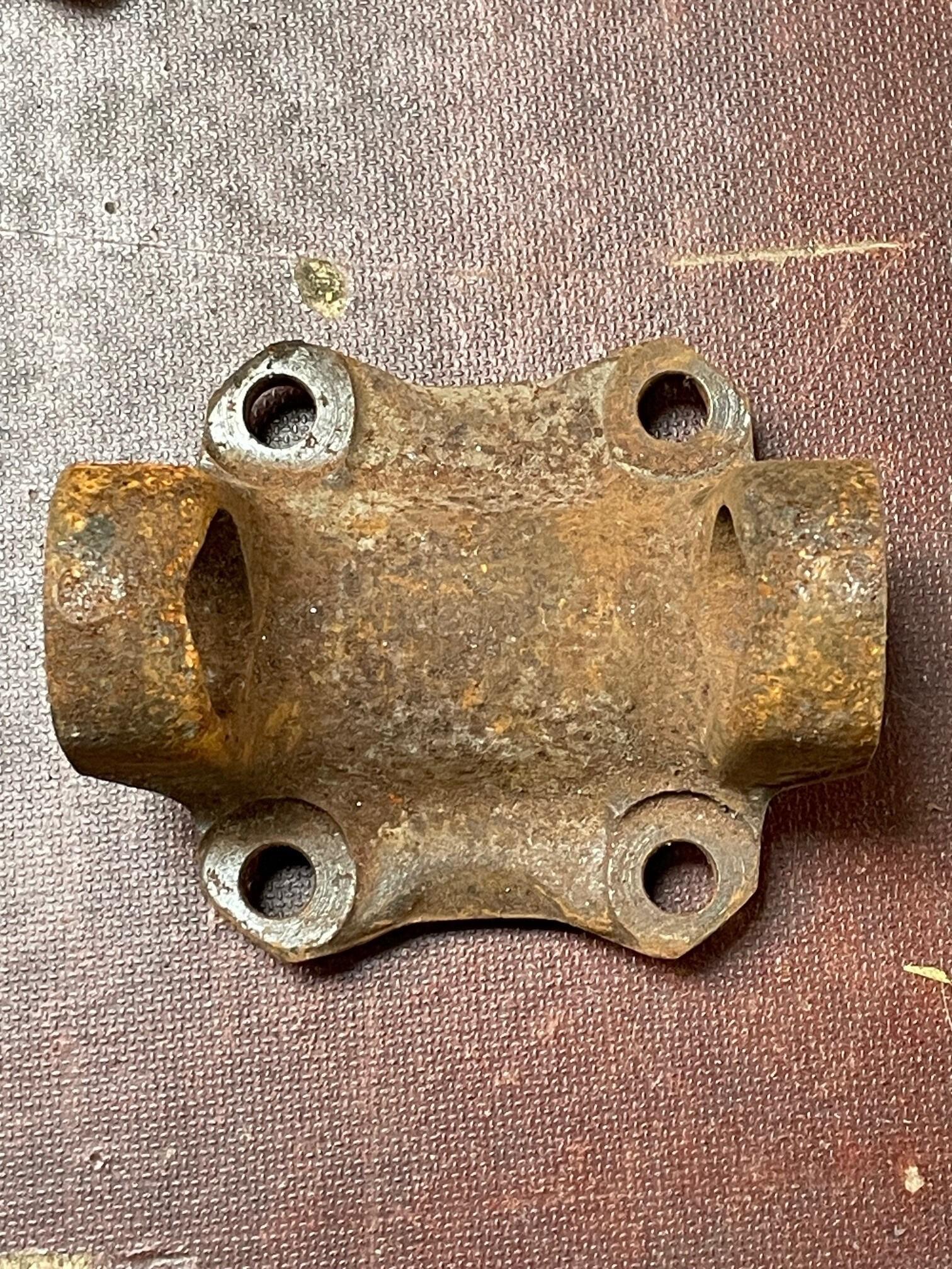 ORIGINAL JAGUAR IRS HALF SHAFT SPLINED FLANGE YOKE (A)