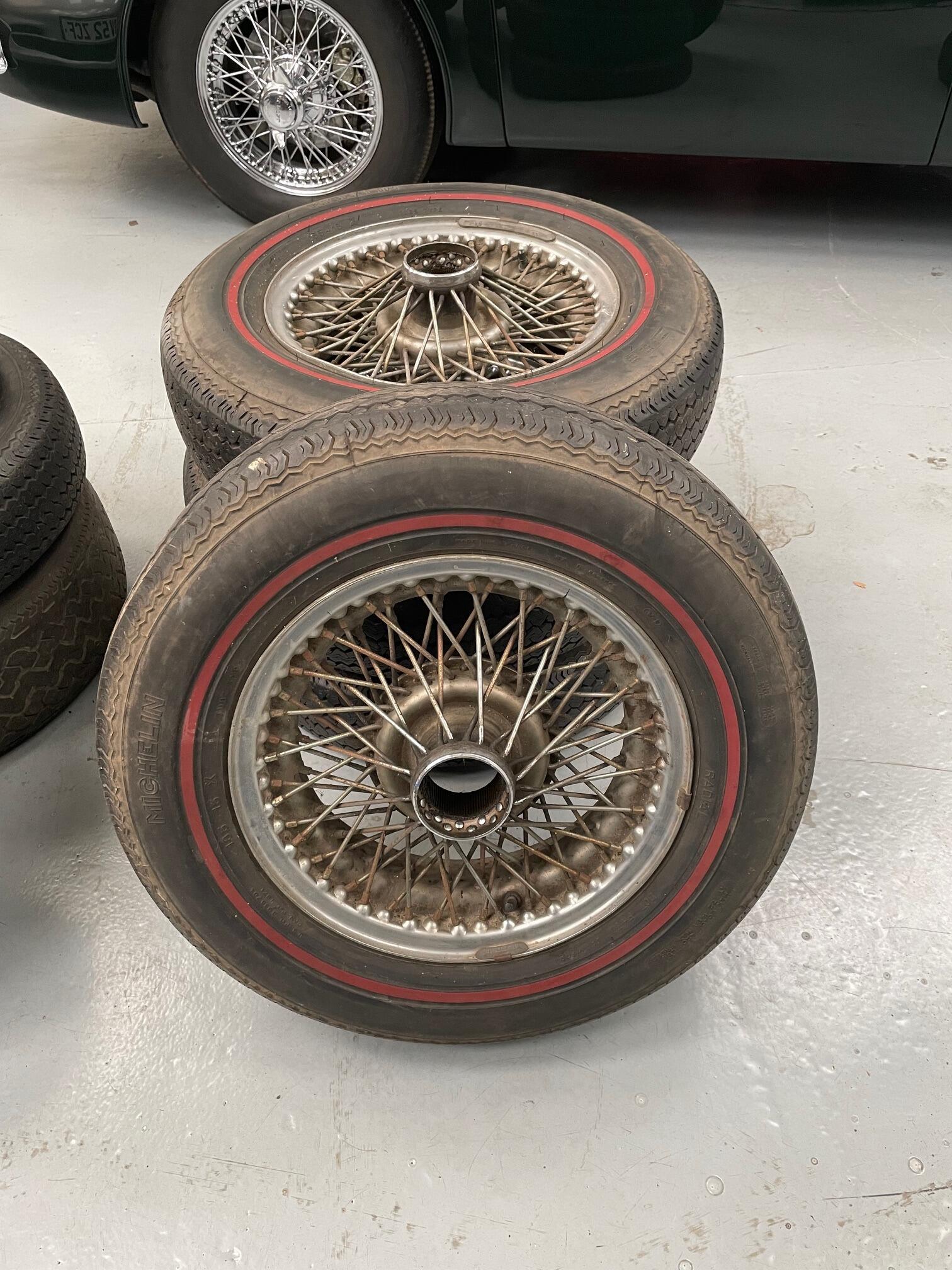 SET OF 4 E-TYPE SPOKED WHEELS WITH MICHELIN RED STRIPE TYRES
