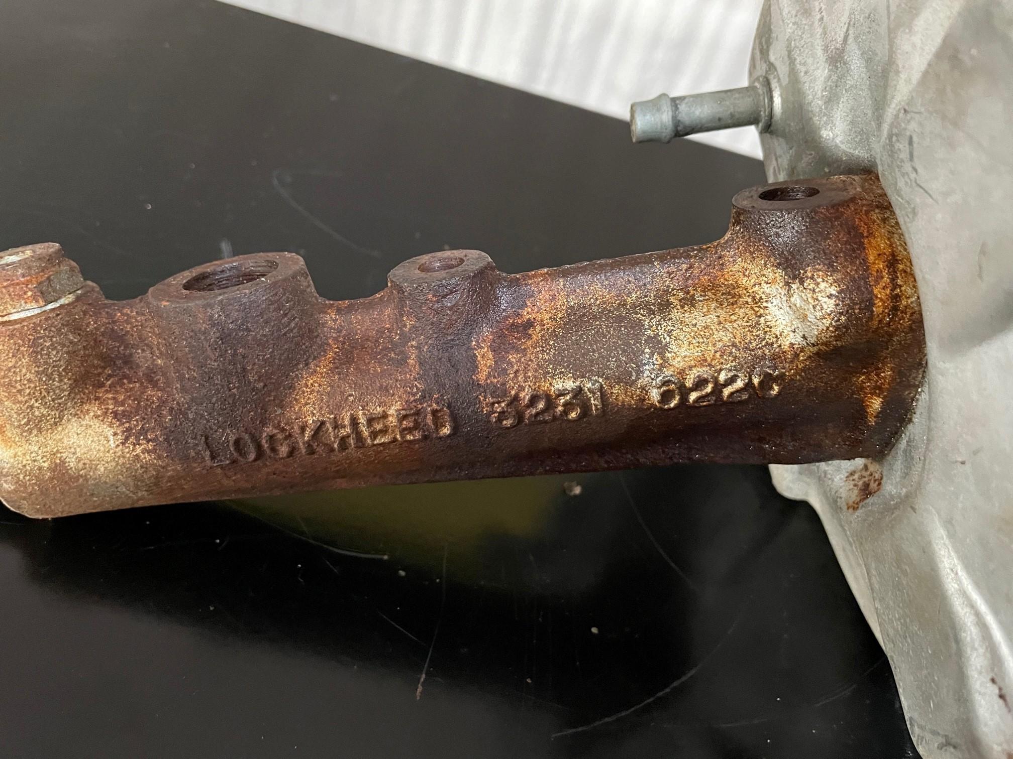 C26024 ORIGINAL LOCKHEED E-TYPE S1 & S2 4.2 BRAKE SERVO ASSEMBLY (3)