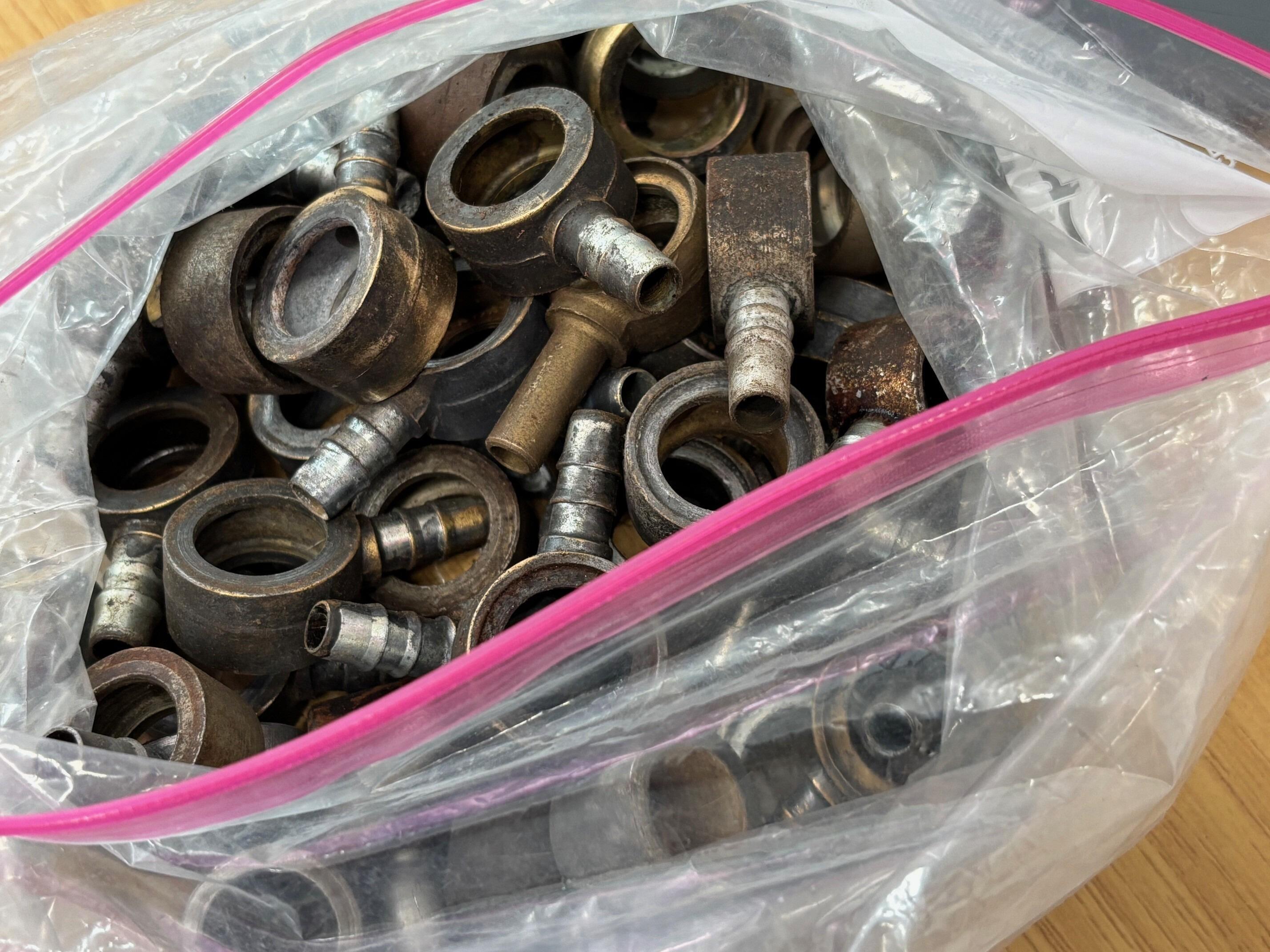 C30946 LARGE BULK PURCHASE OF ORIGINAL JAGUAR FUEL BANJOS