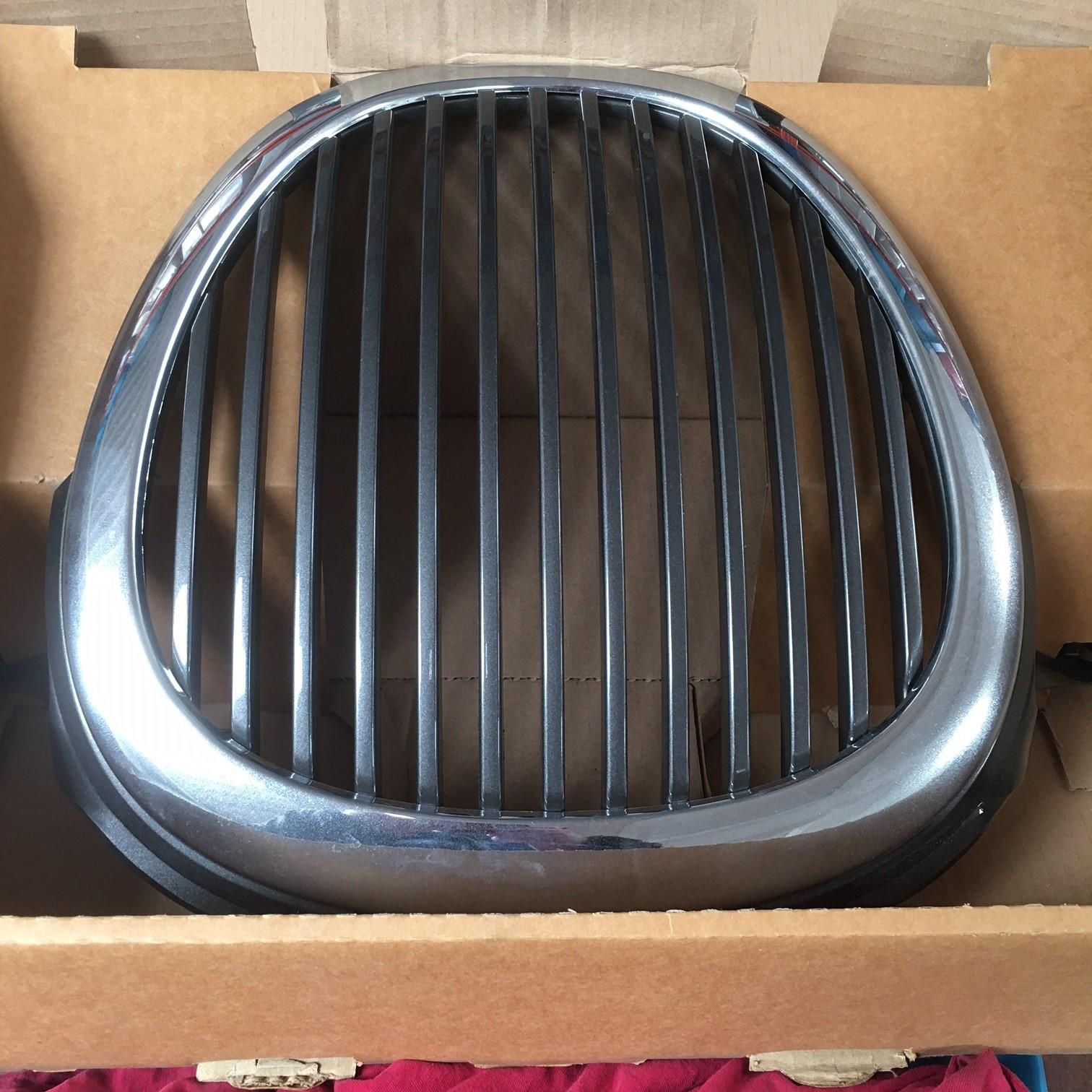 JAGUAR S TYPE NEW RADIATOR GRILLE WITH CHROME SURROUND - XR81067 RRP £ ...