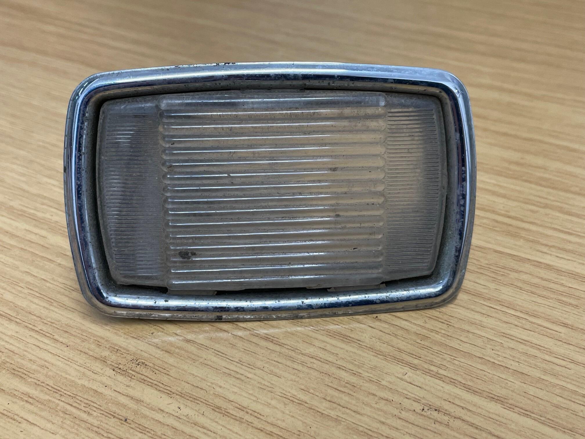 ORIGINAL E-TYPE INTERIOR LAMP ASSEMBLY S1 S2 S3 DHC / ROADSTER C16498 (D)