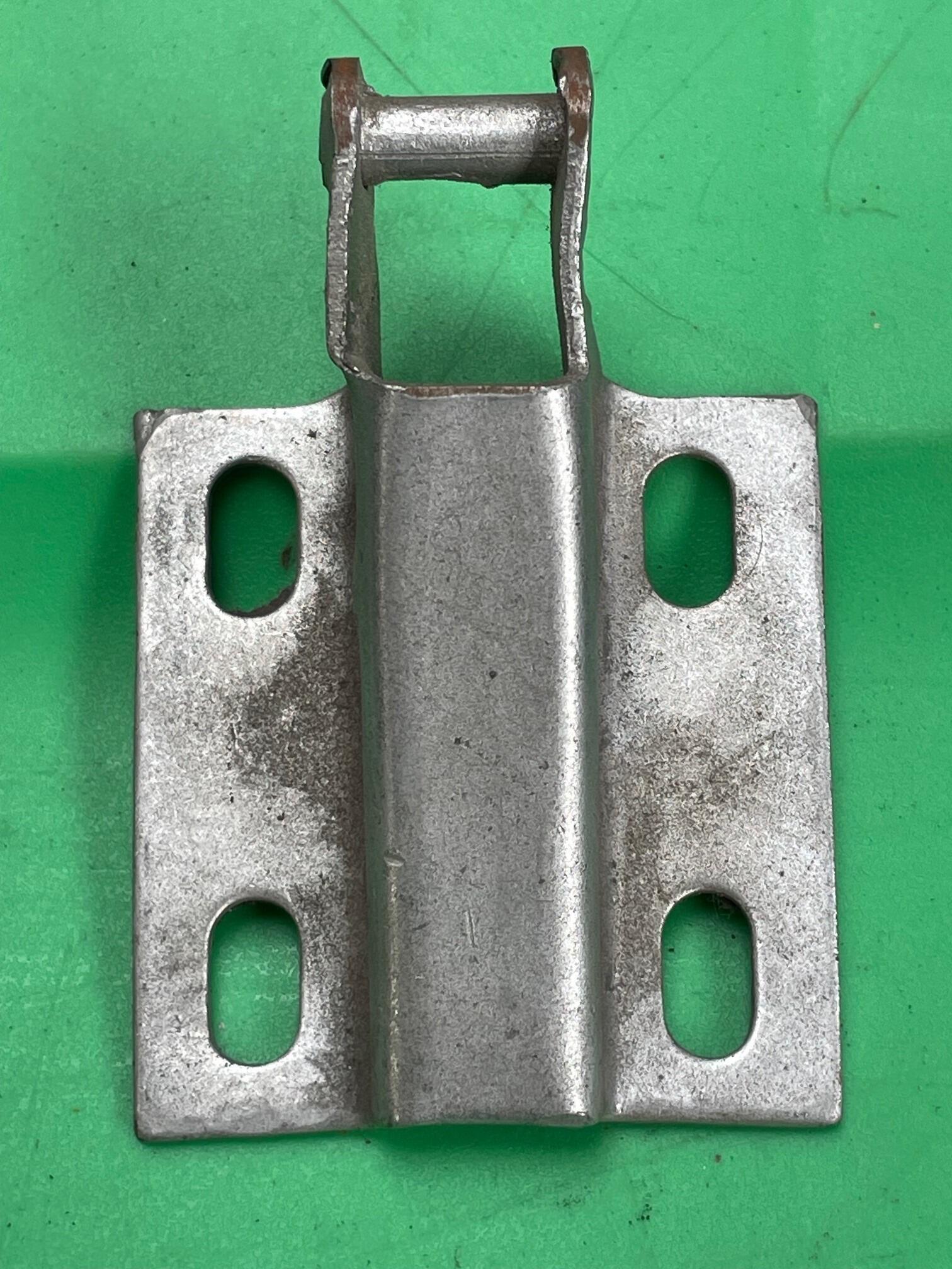 ORIGINAL E-TYPE BOOT LOCK STRICKER BD15489 (B)