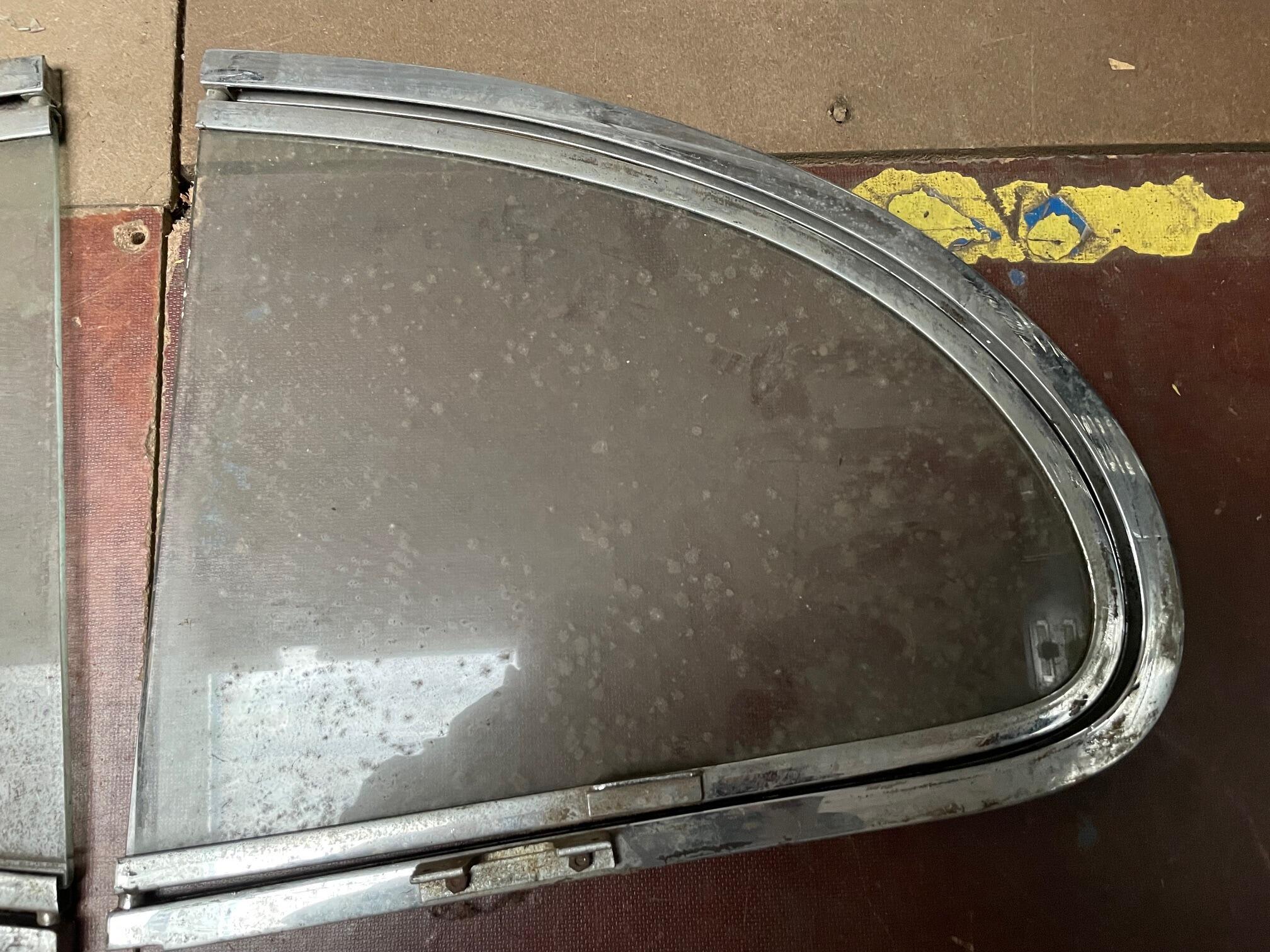 VERY RARE ORIGINAL XK150 L/H & R/H REAR QUARTER WINDOWS & FRAMES (B)