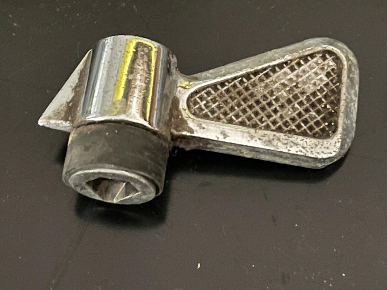 ORIGINAL JAGUAR HEADLIGHT SWITCH LEVER C27065 C15450 S1 E-TYPE (C)