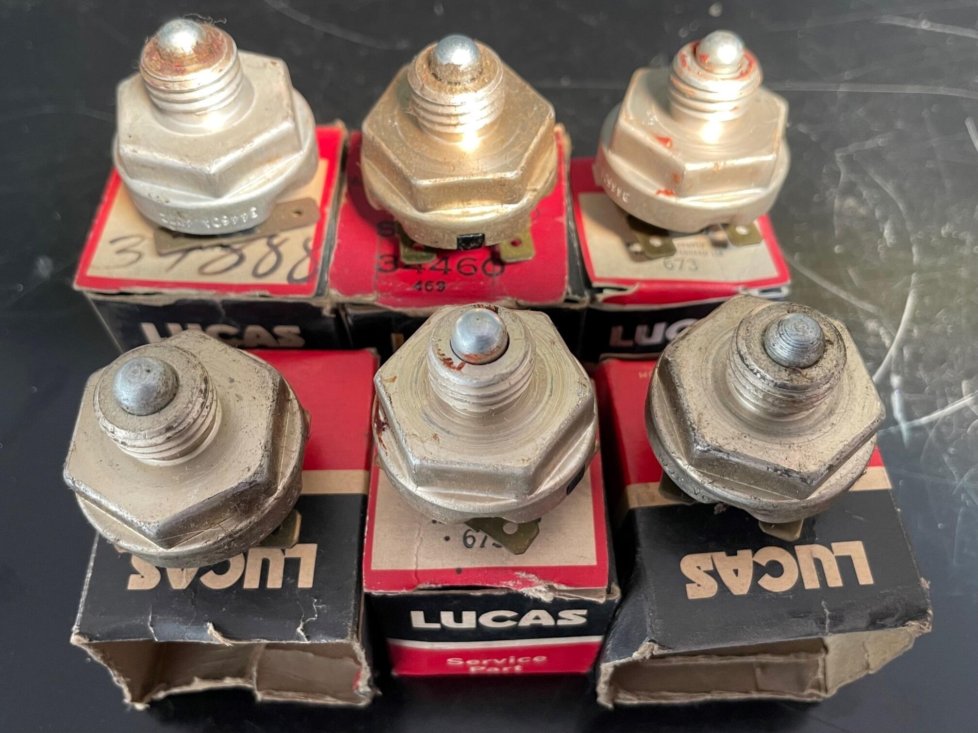 ORIGINAL LUCAS 34460 REVERSE SWITCH STAG VITESSE SPITFIRE GT6 NOS (A)