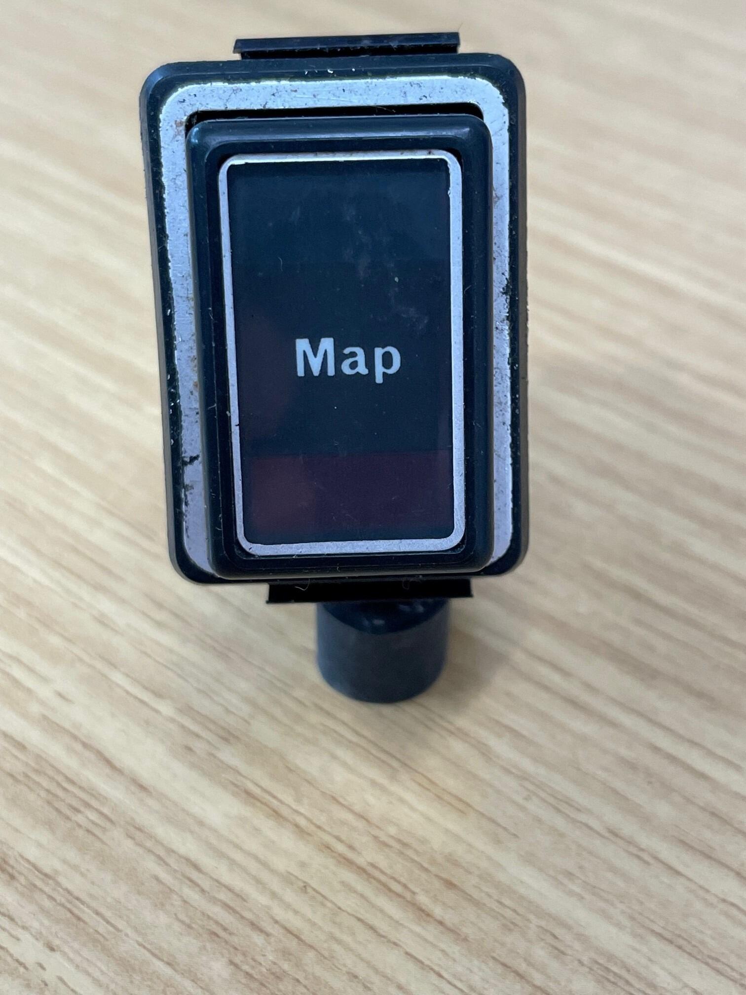 C40123 ORIGINAL JAGUAR LUCAS 39981 DATED 9/75 MAP LIGHT SWITCH NOS