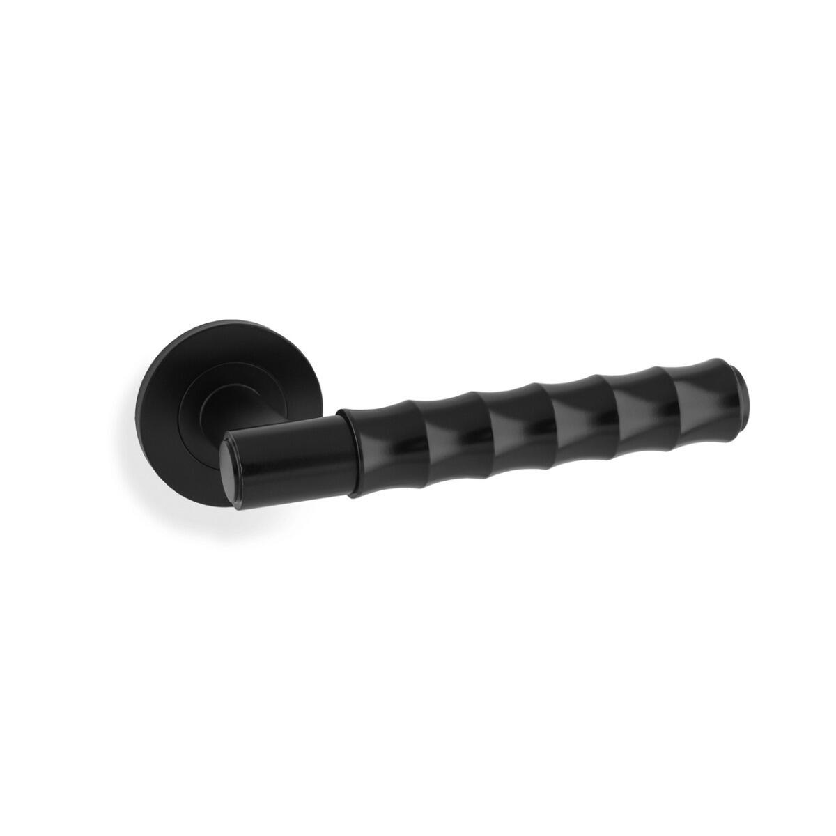 Bamboo Spitfire Lever Door Handle On Round Rose