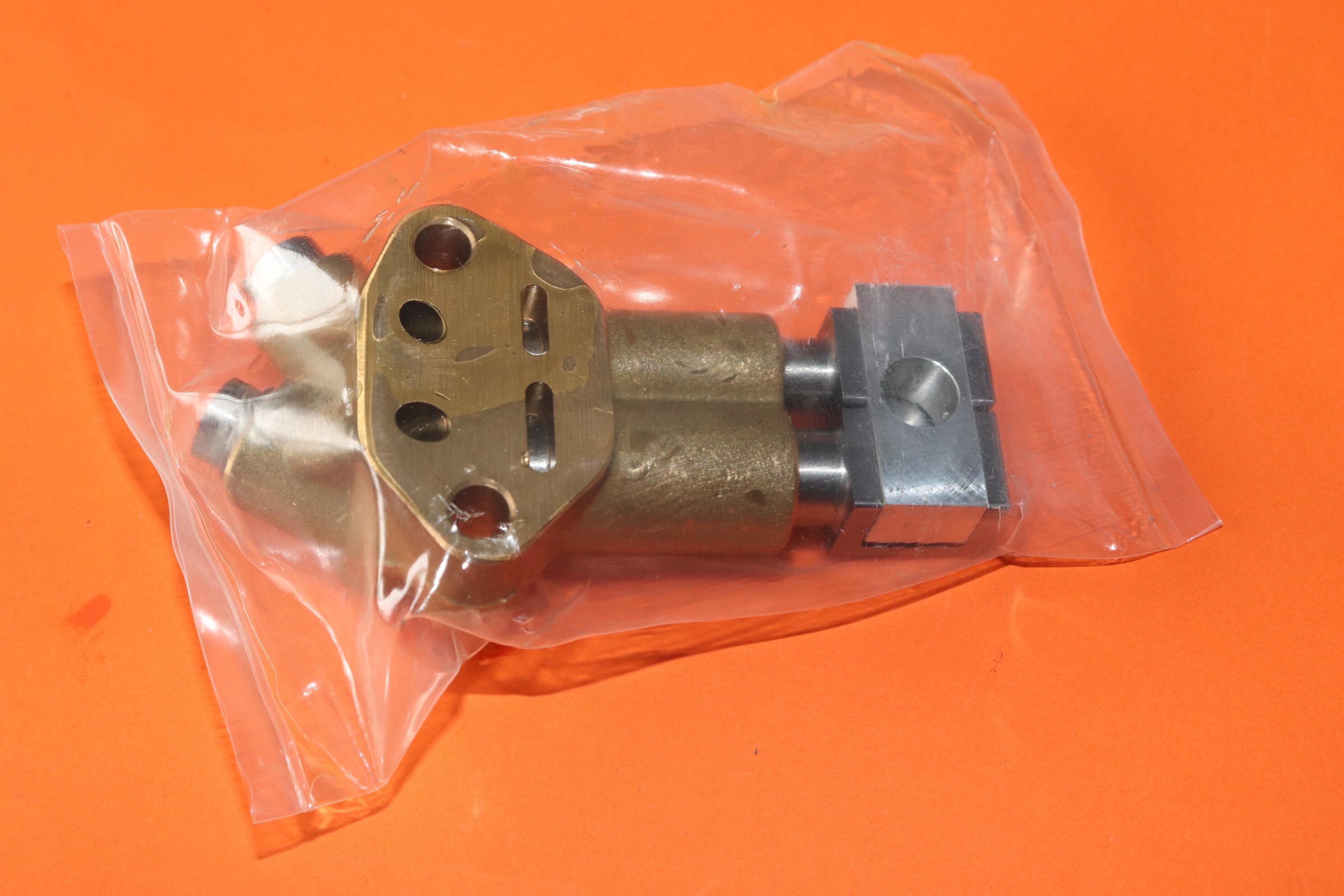 TRIUMPH T120 T140 TR6 TR7 4 VALVE OIL PUMP 1963-83 71-7317 UK