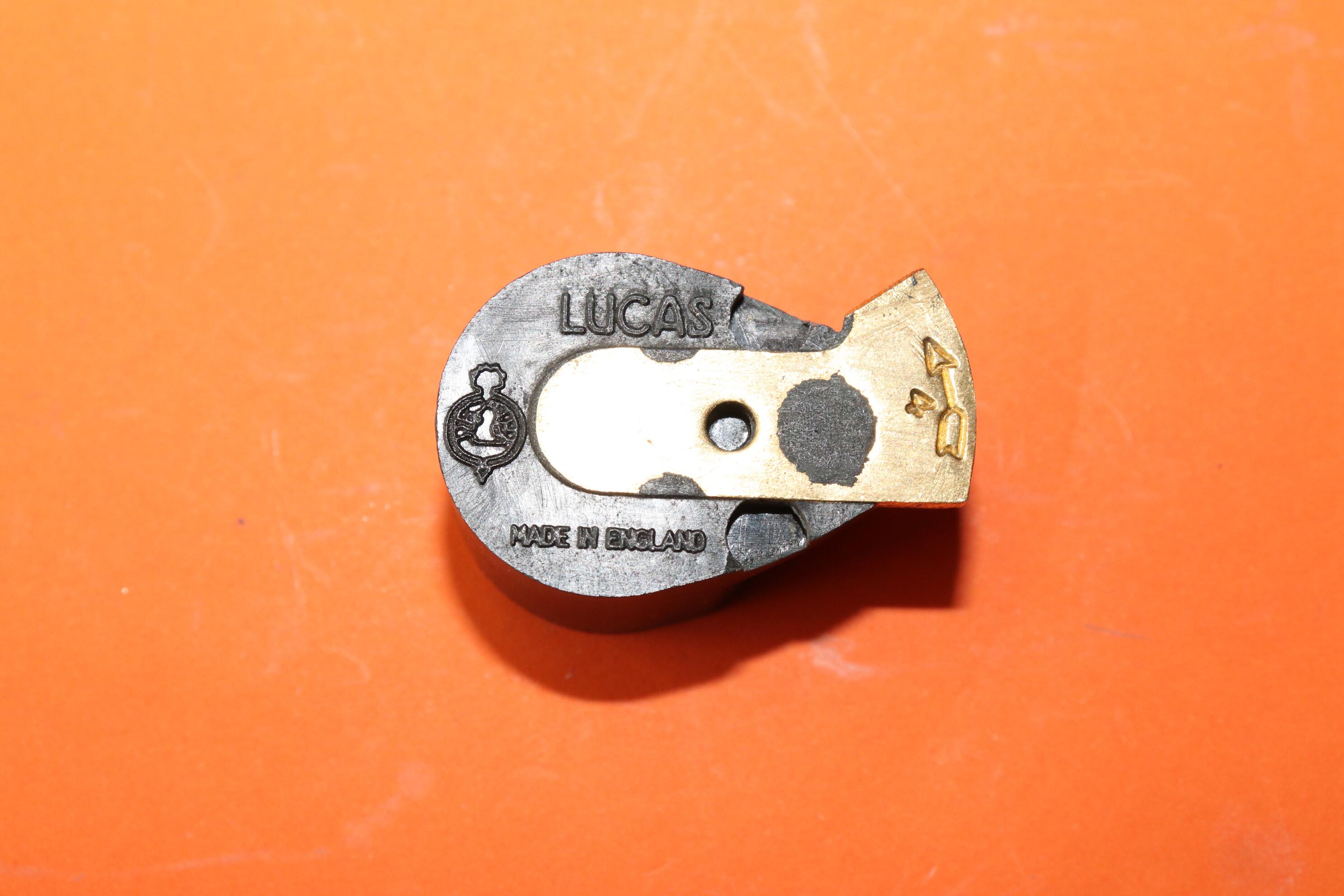 GENUINE LUCAS DISTRIBUTOR ROTOR ARM DKX2A 25D4 DM2 ENFIELD VELOCETTE 400051