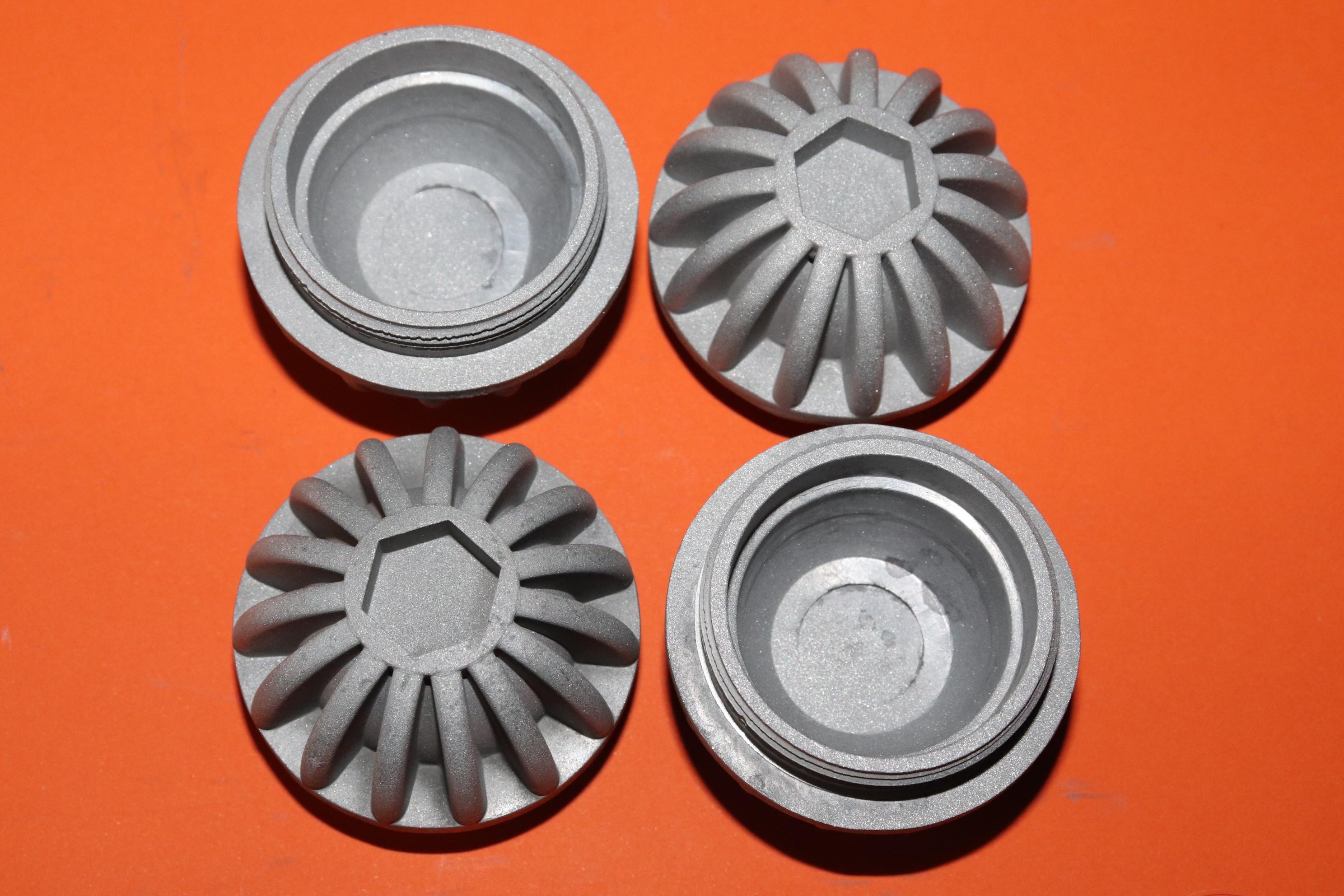 TRIUMPH PREUNIT 500 650 WEBCO STYLE FINNED ROCKER BOX CAPS E1564 70-1564