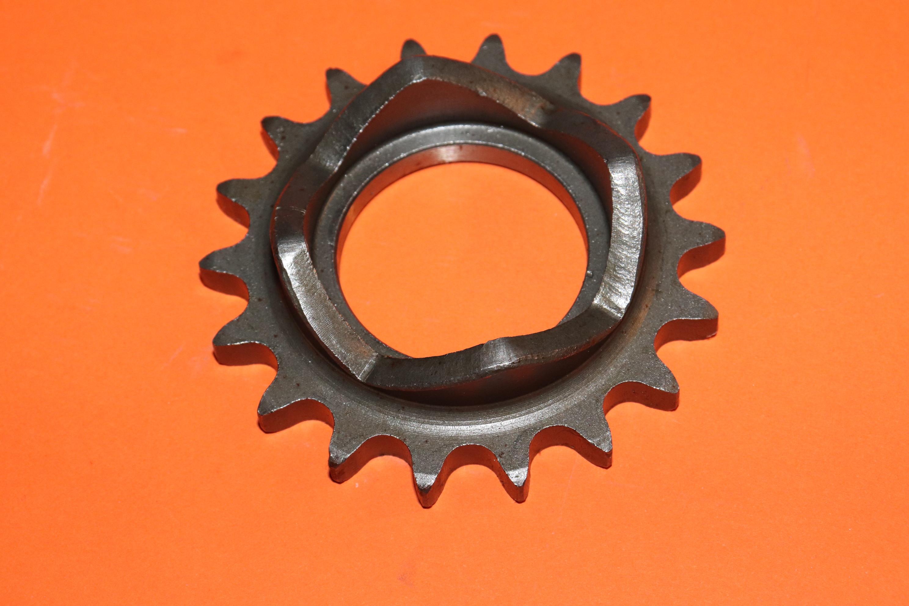 BSA B & M GROUP B31 M20 A10 18 TEETH 4 LOBE ENGINE SPROCKET 15-1566
